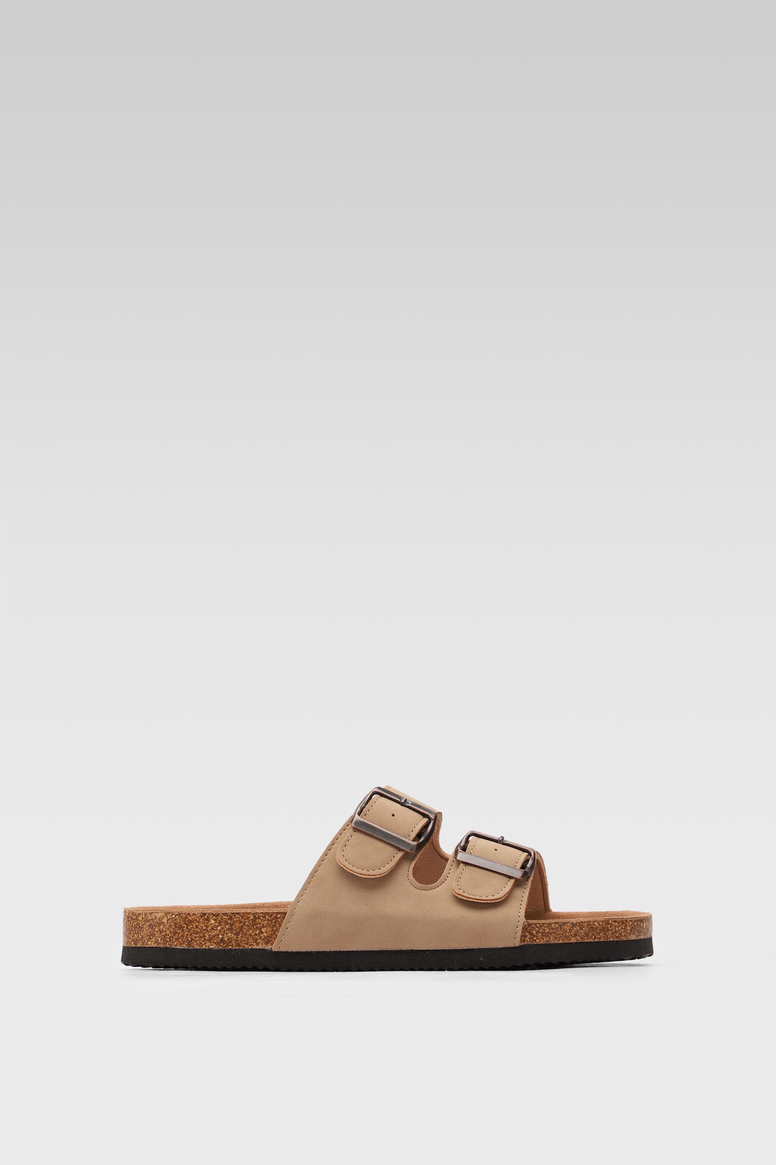 Klapki Go Soft AGK20707 Brązowy - CCC.eu