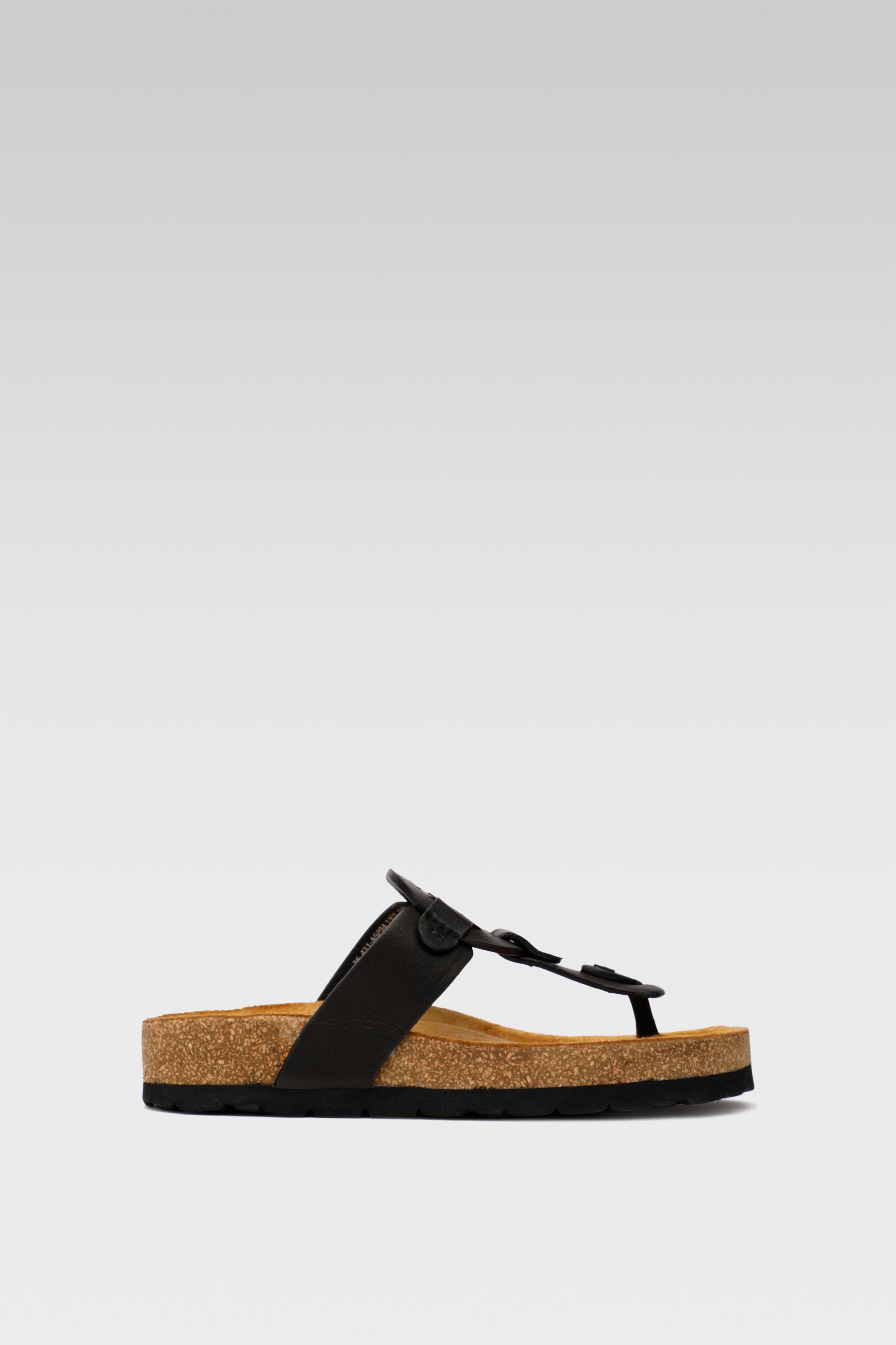 Pantofle Bugatti 431-A6P84-1000-1000 ČERNÁ - ccc.eu/cz