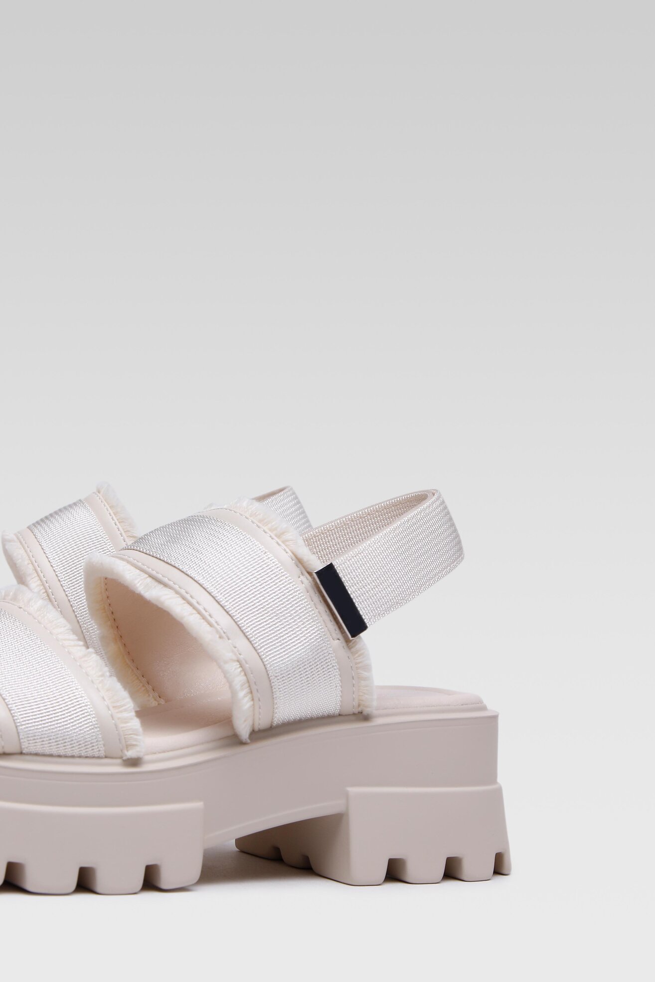 Sandale DeeZee WS108-11 BEJ - CCC