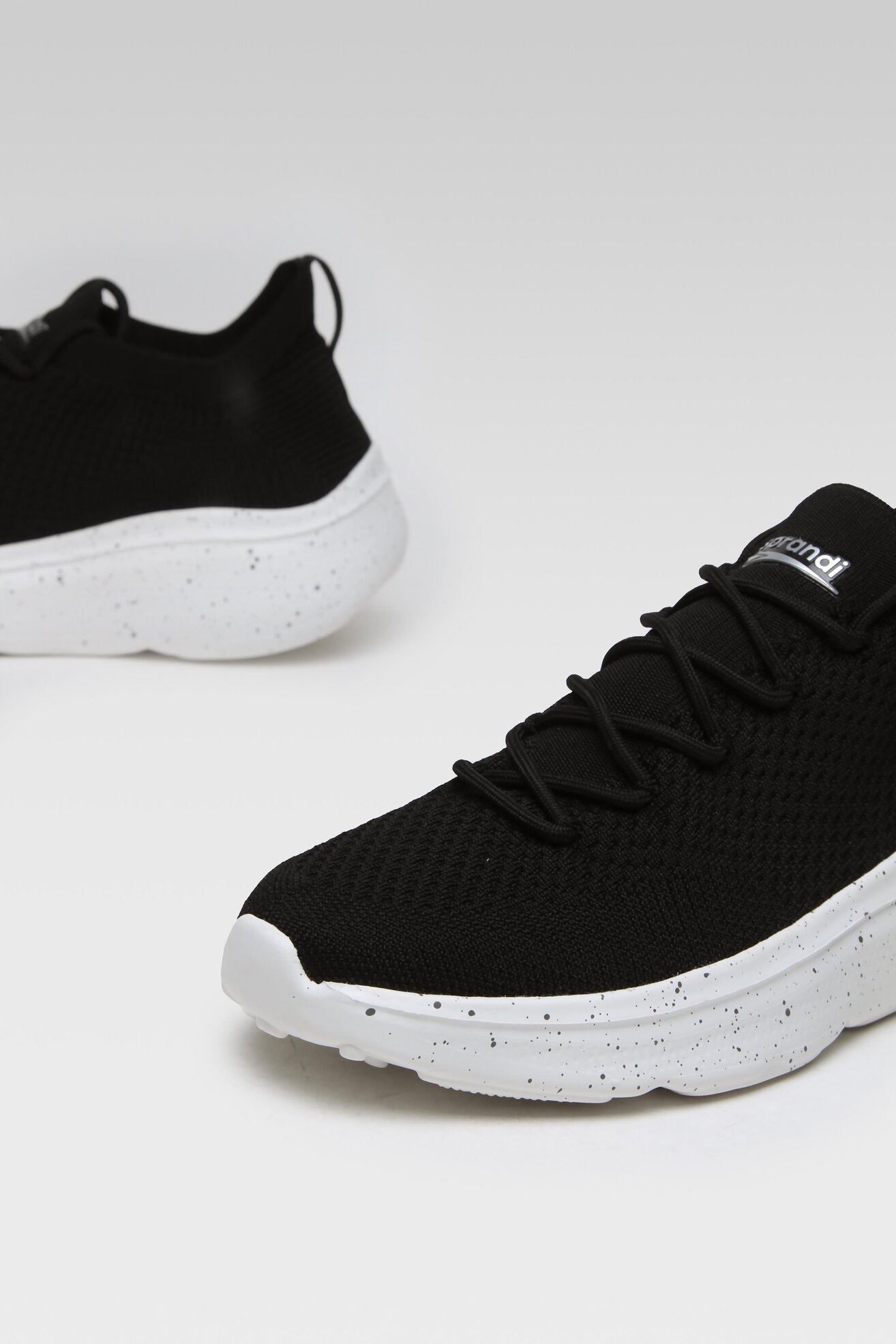 Obuwie sportowe Sprandi MOODER MPRS-22M05135 Czarny - CCC.eu