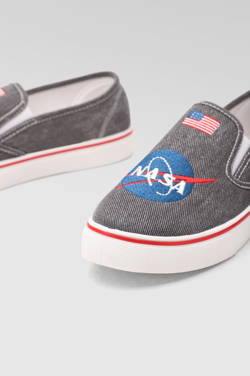 Trampki NASA 83619NA030-02 Czarny - CCC.eu