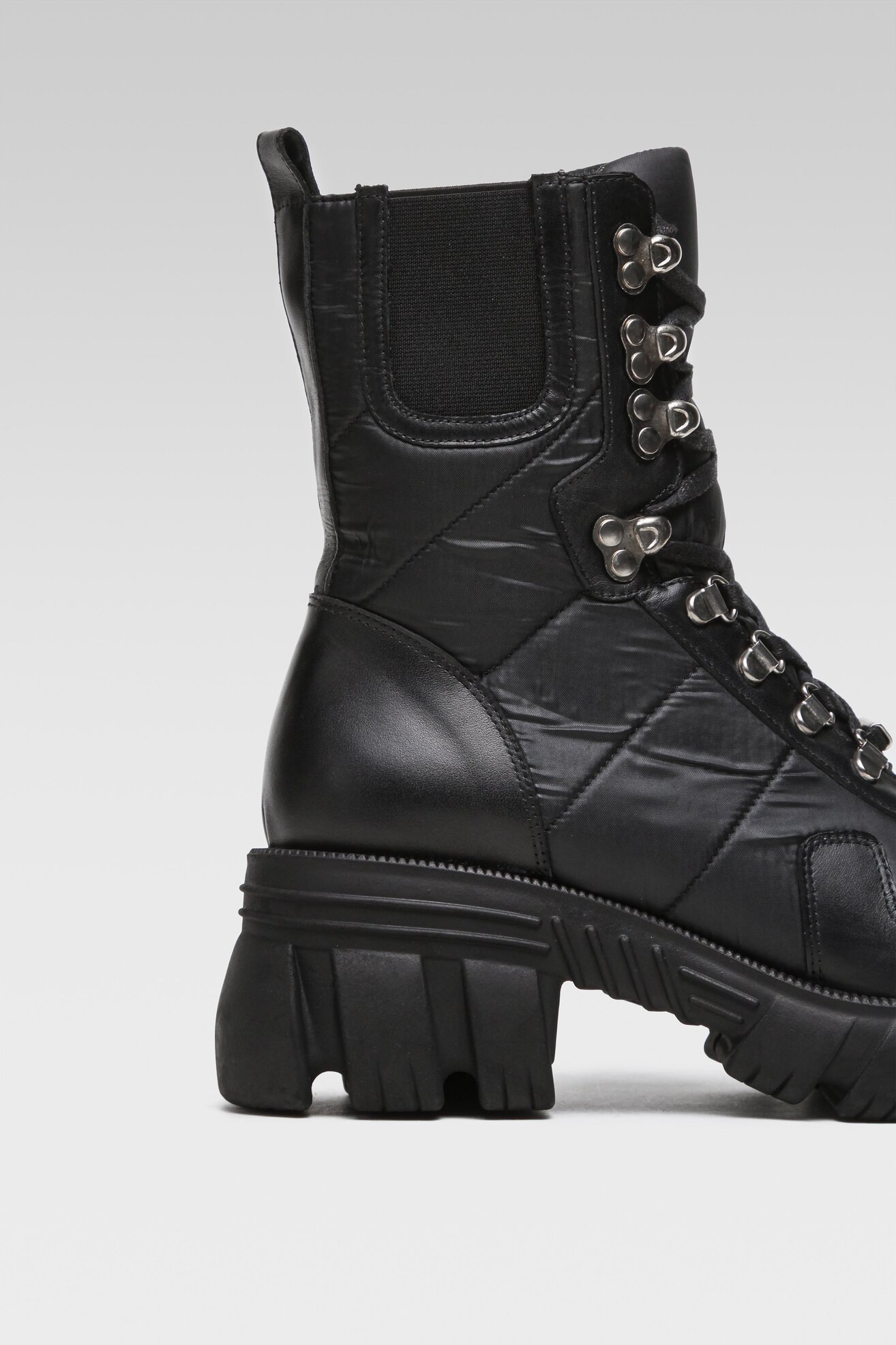 Botki RAGE AGE RAGE AGE-RA-91-06-000482 601 Czarny - CCC.eu