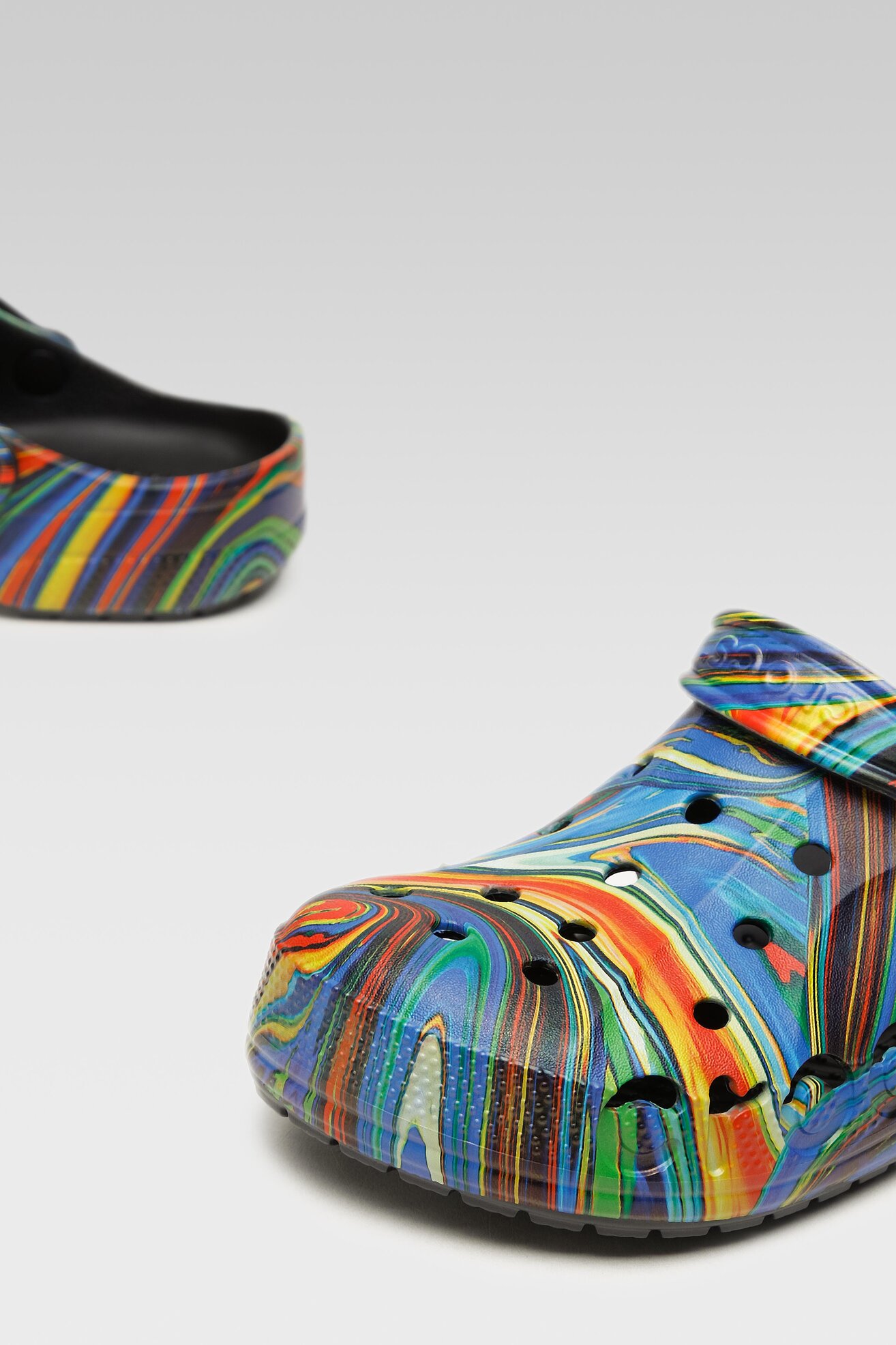 Klapki basenowe Crocs BAYA SEASONAL PRINTED CLOG 206230-0C4 MIX - CCC.eu