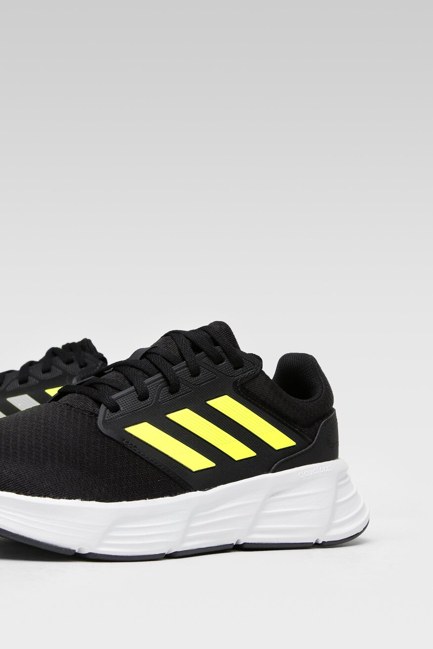Obuwie sportowe adidas GALAXY 6 GW4141 Czarny - CCC.eu