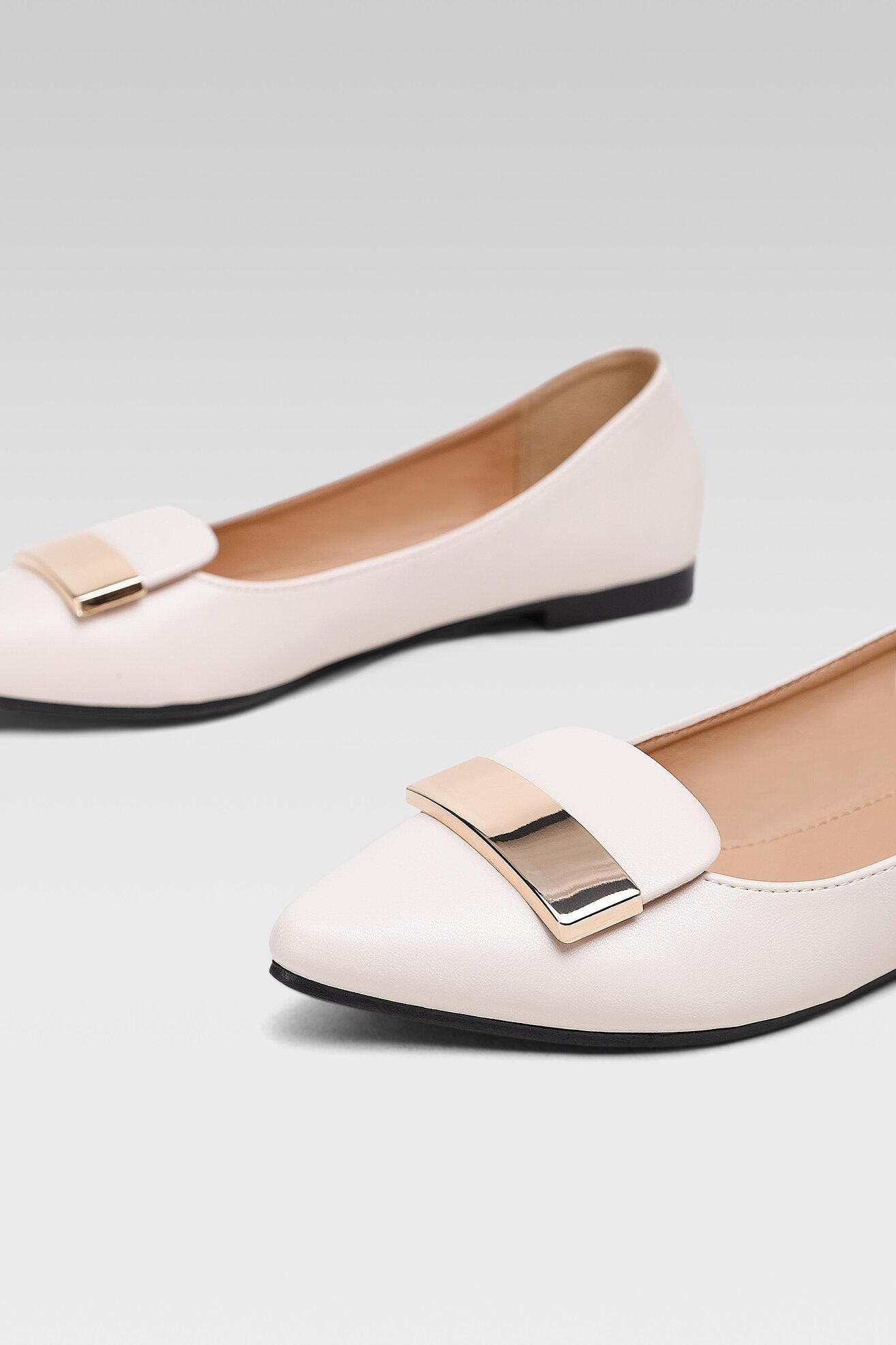 Baleriny Bassano 268-21310-3 Beżowy - CCC.eu