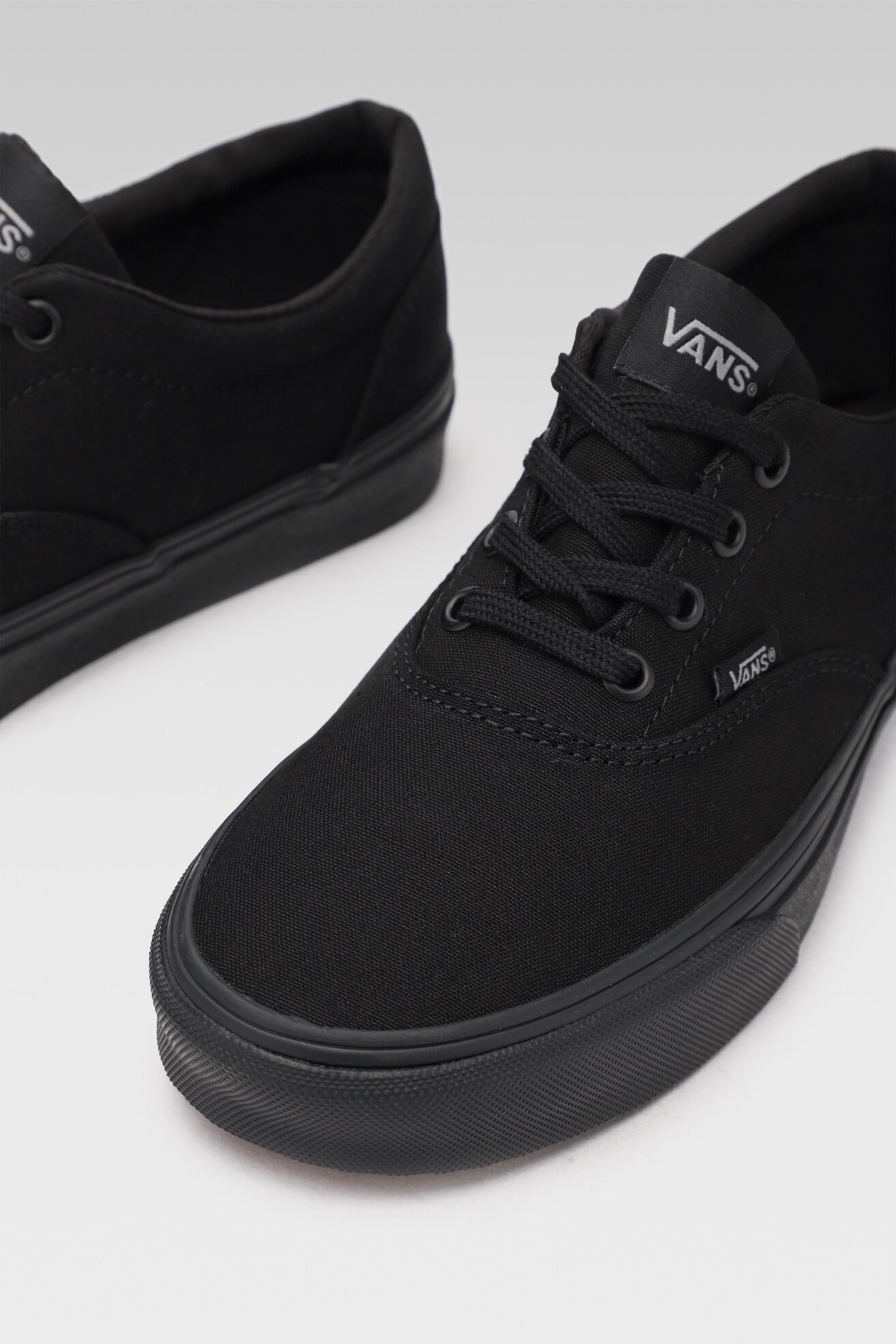 Trampki Vans DOHENY VN0A3MVZ186 Czarny - CCC.eu