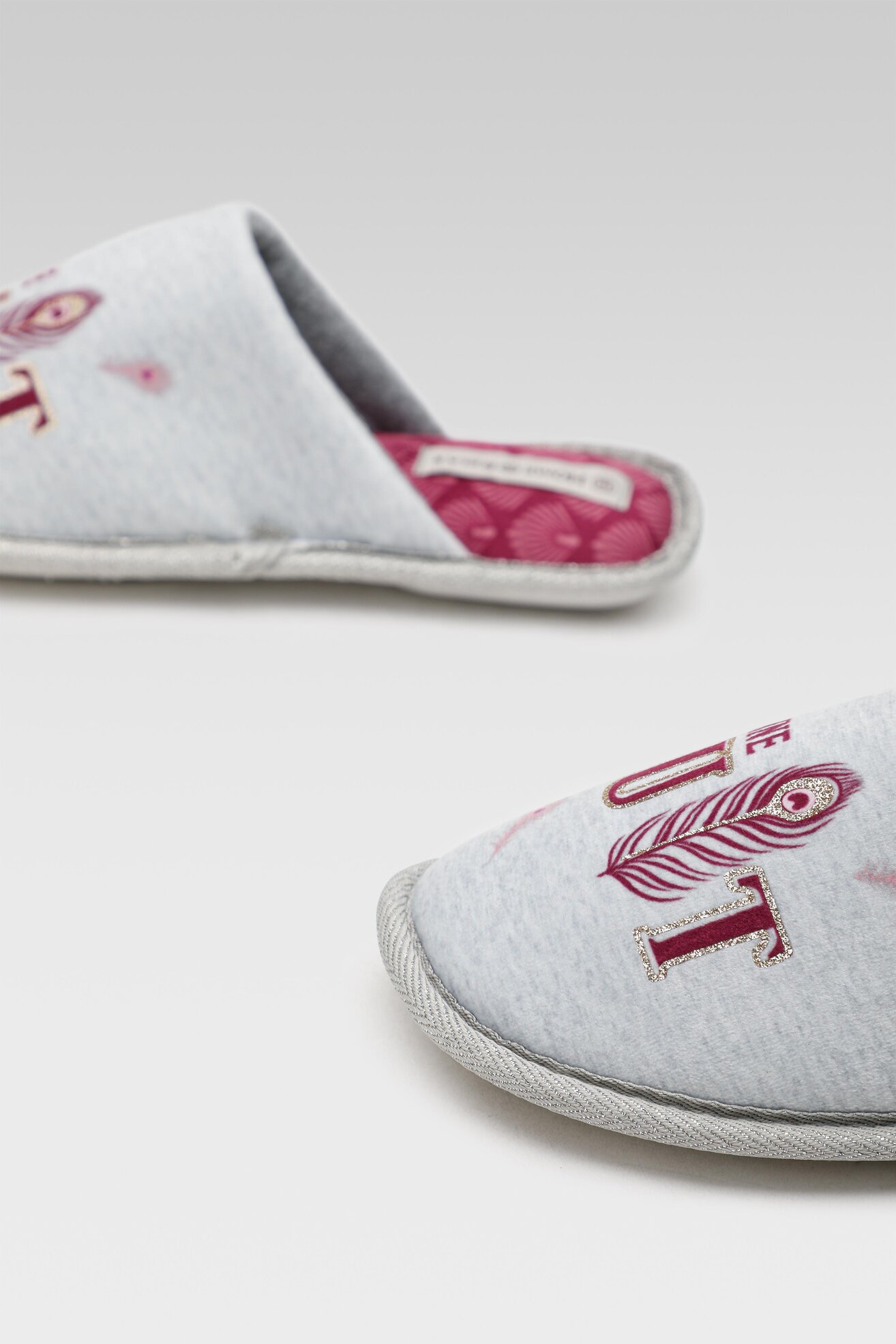 Kapcie Home&Relax 22SAG1016 Szary - CCC.eu