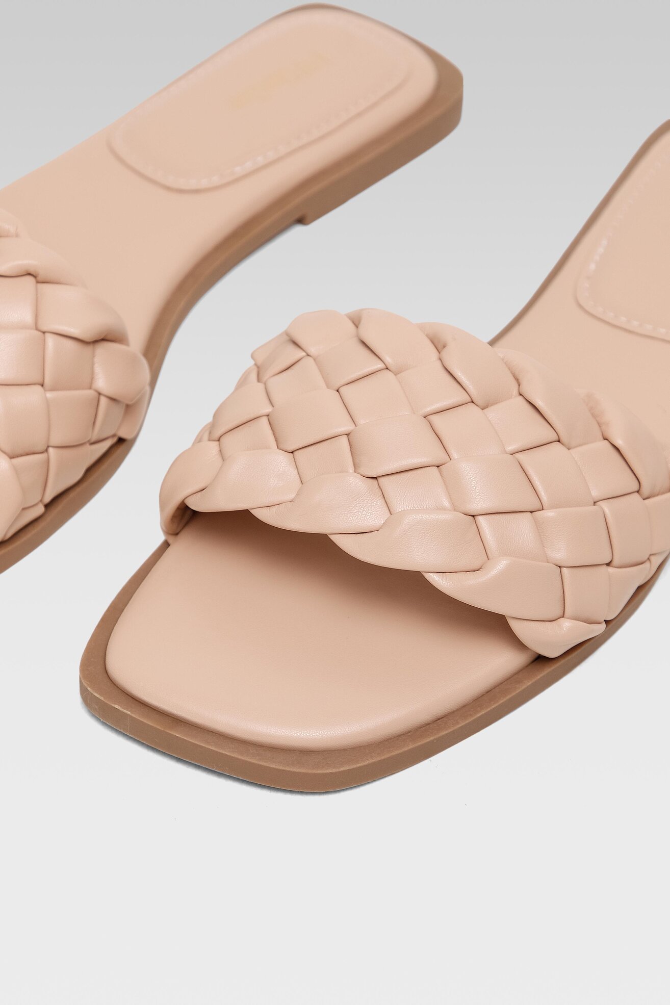 Klapki DeeZee LS5717-01 Beżowy - CCC.eu