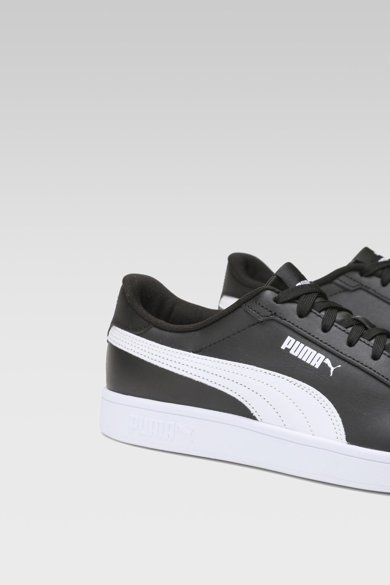 Obuwie sportowe Puma PUMA SMASH 3.0 L 39098704 Czarny - CCC.eu