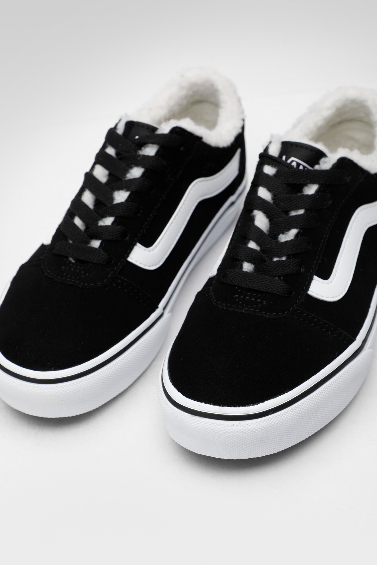 Trampki Vans WARD VN0A5HTMBZW1 Czarny - CCC.eu