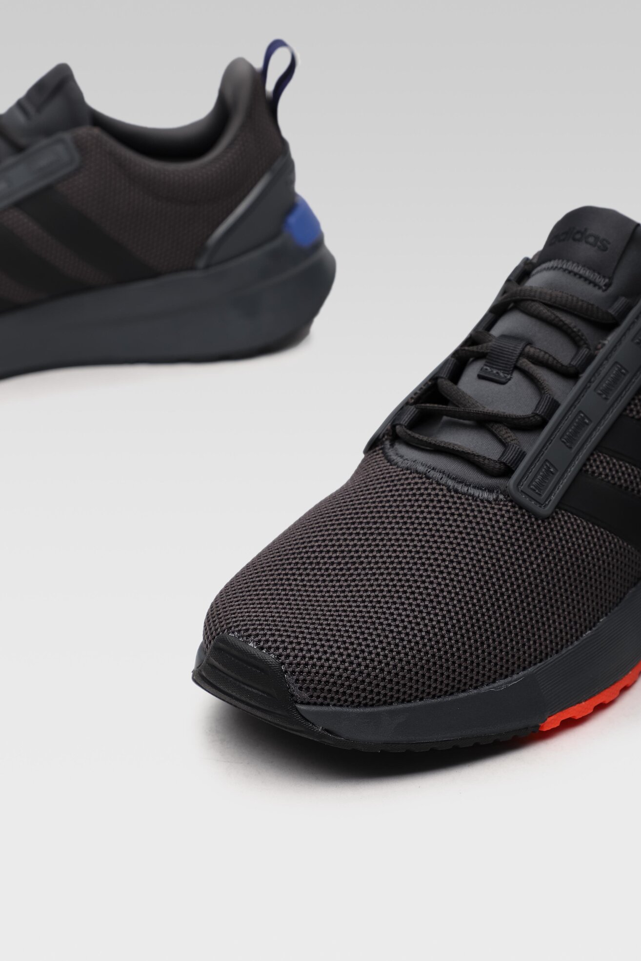 Спортни обувки adidas RACER TR21 GZ8185 СИВ - ccc.eu/bg