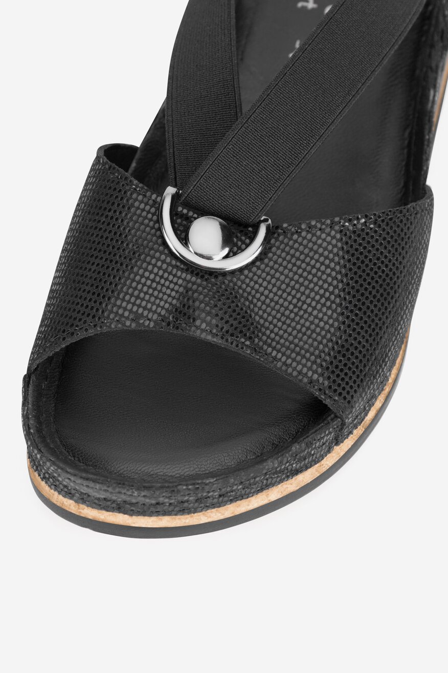 Sandały Go Soft RST-2314-02 Czarny - CCC.eu