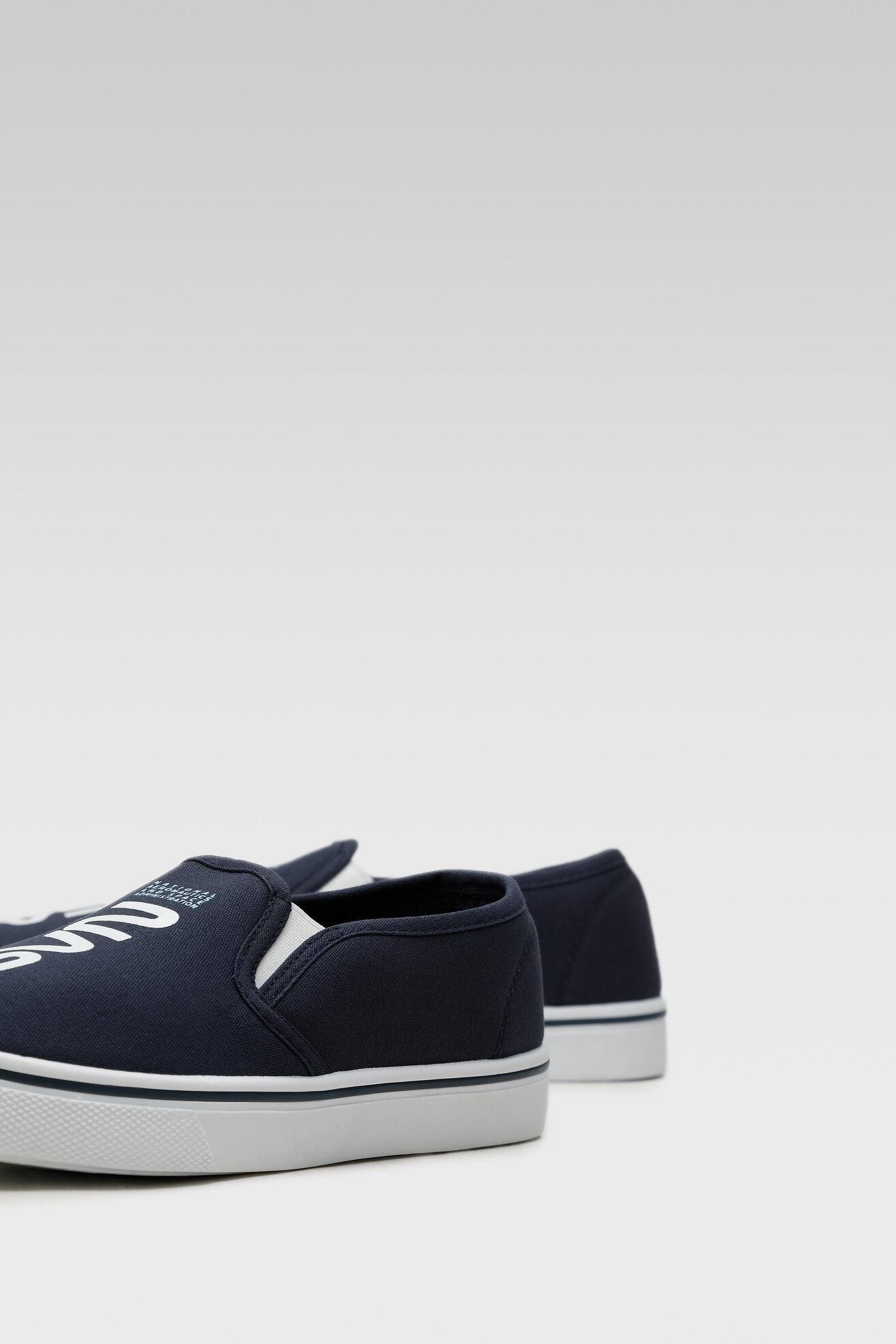 Trampki NASA SONAS-21-01-2 Granatowy - CCC.eu