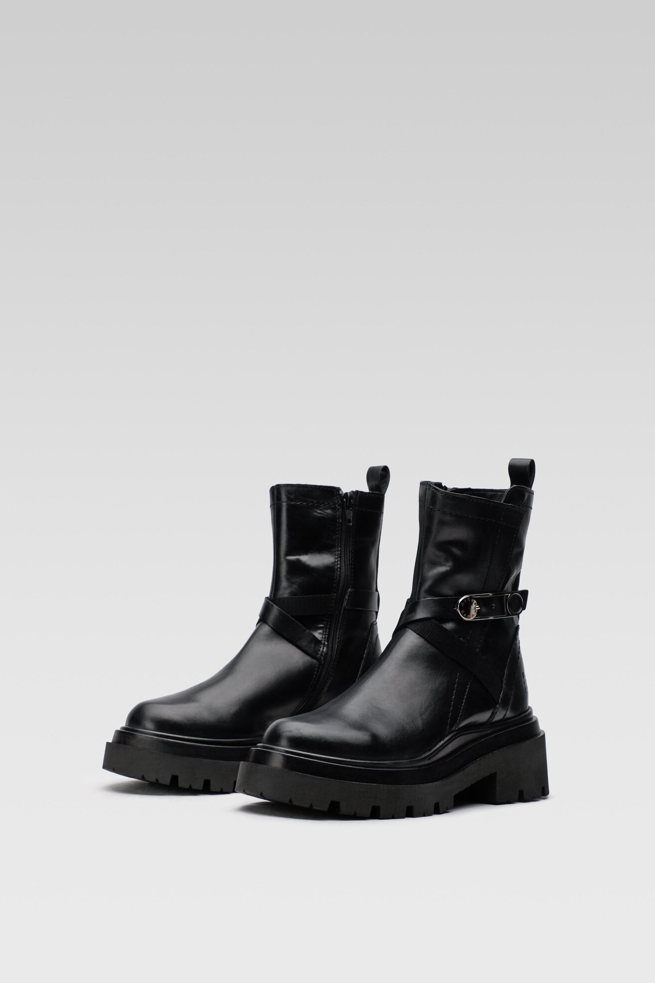 Botki BAGATT D31-ABV30-1000-1000 Czarny - CCC.eu