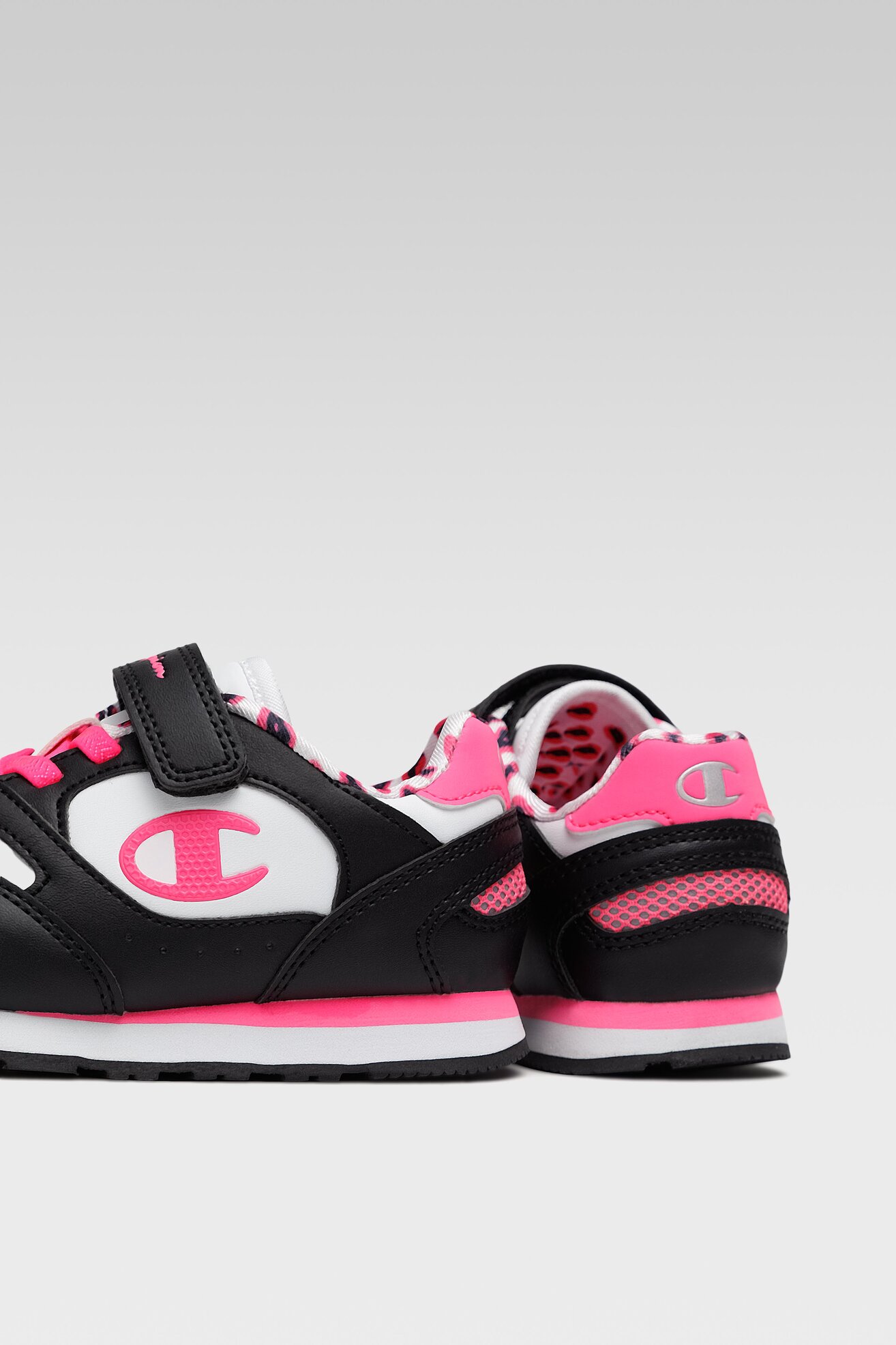 Sportovní obuv Champion RR CHAMP G PS S32233-WW007 ČERNÁ - ccc.eu/cz