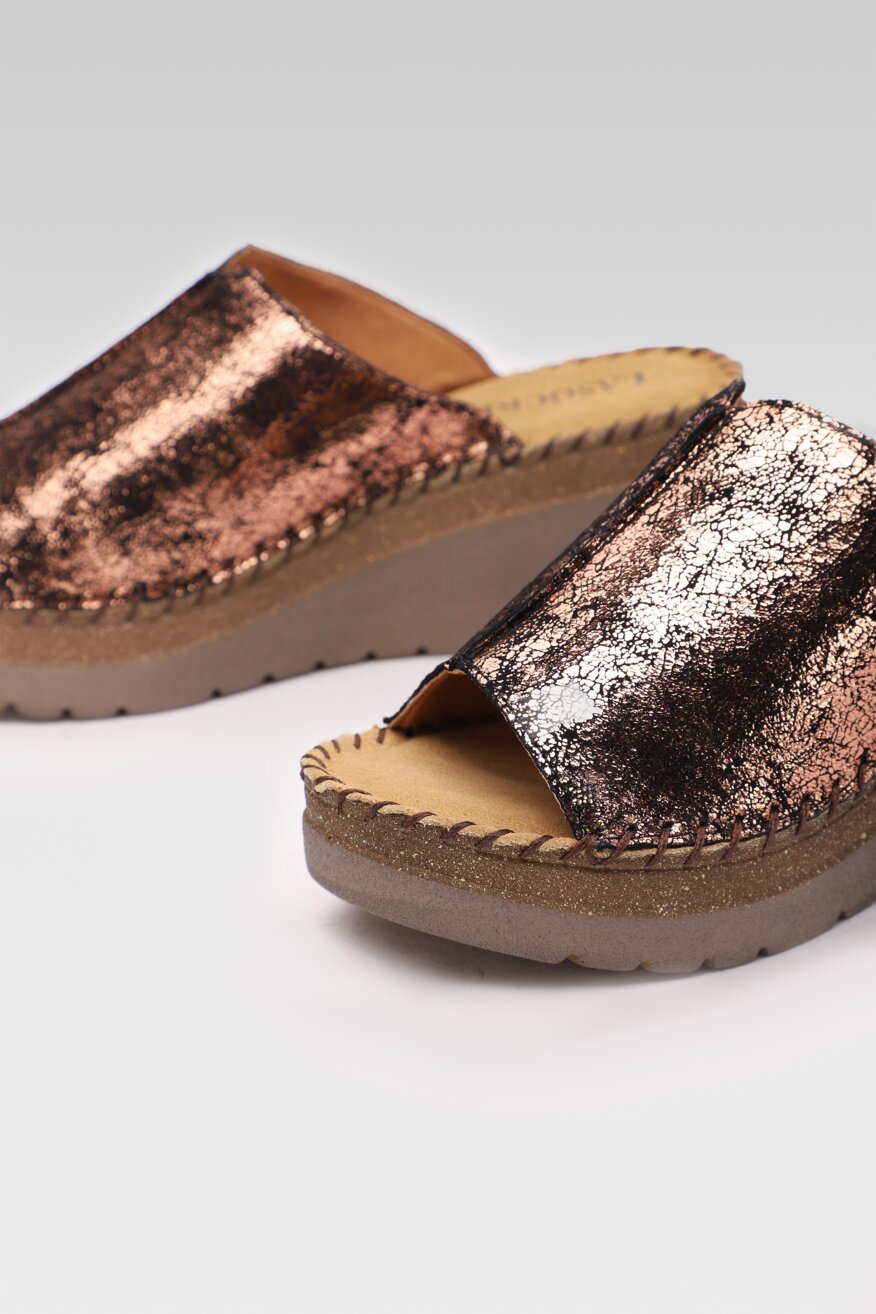 Klapki Lasocki ARC-4777-01 Złoty - CCC.eu