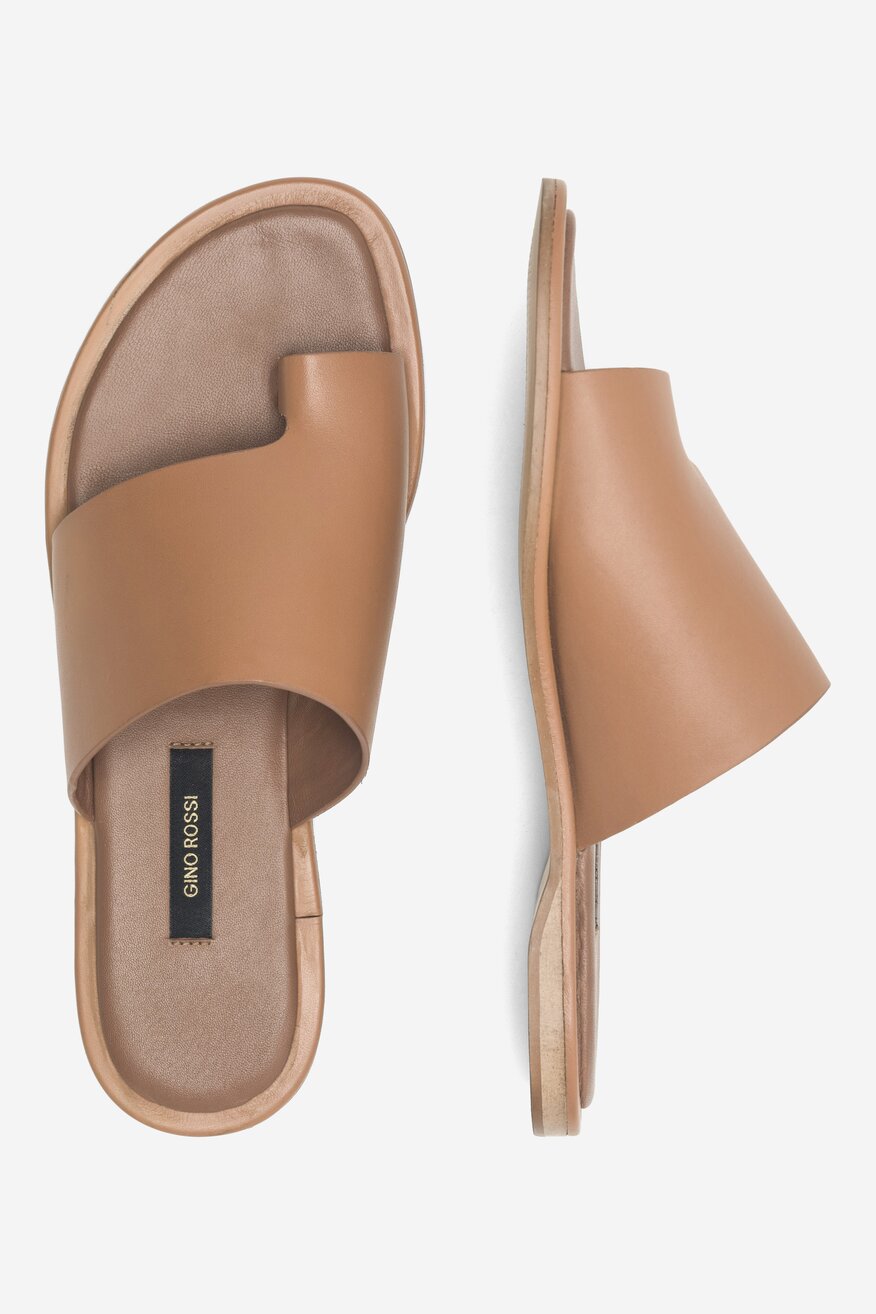 Klapki Gino Rossi NYDIA-108089 Camel - CCC.eu