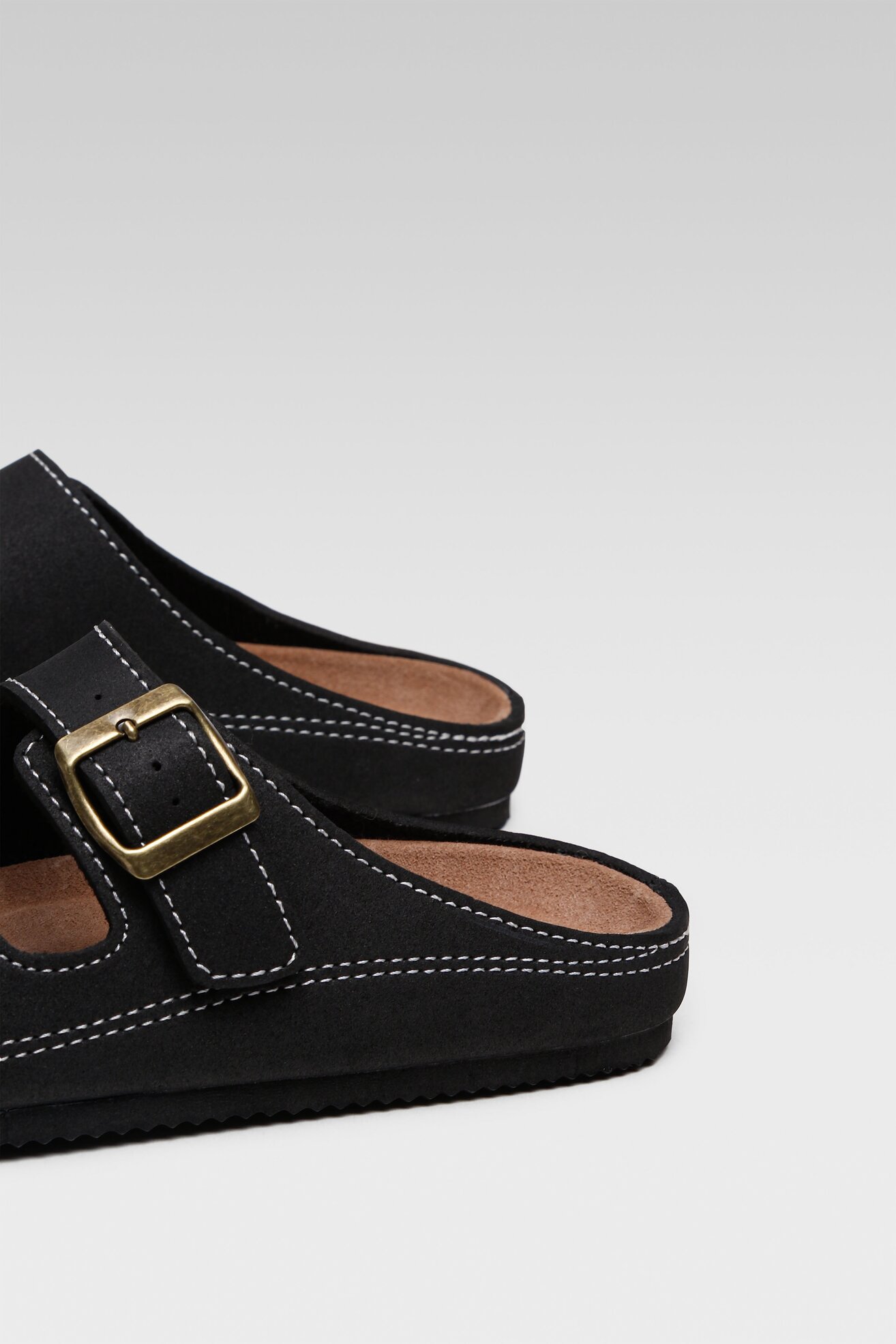 Klapki Go Soft AGK21807 Czarny - CCC.eu