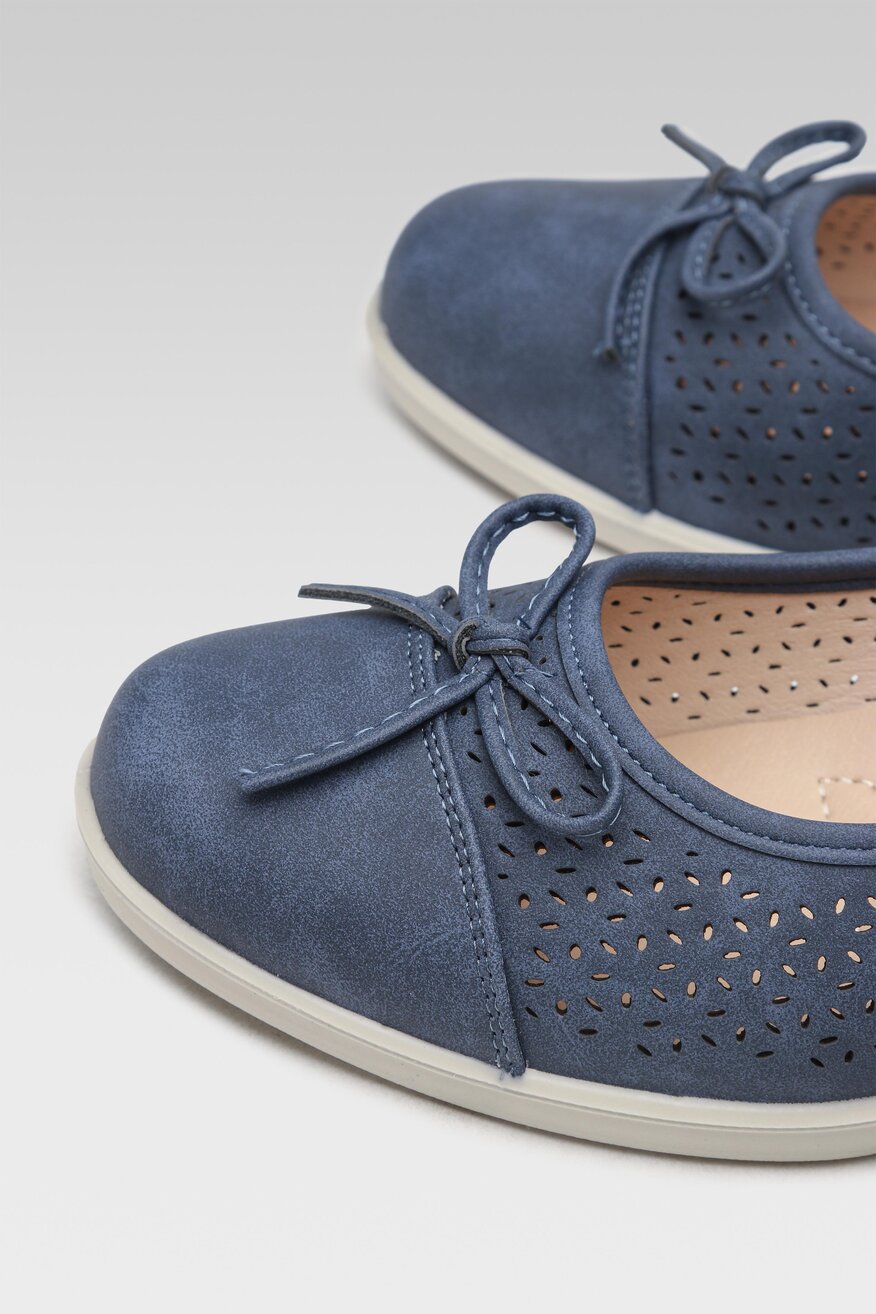 Półbuty Clara Barson JBZI-0511-15 Niebieski - CCC.eu