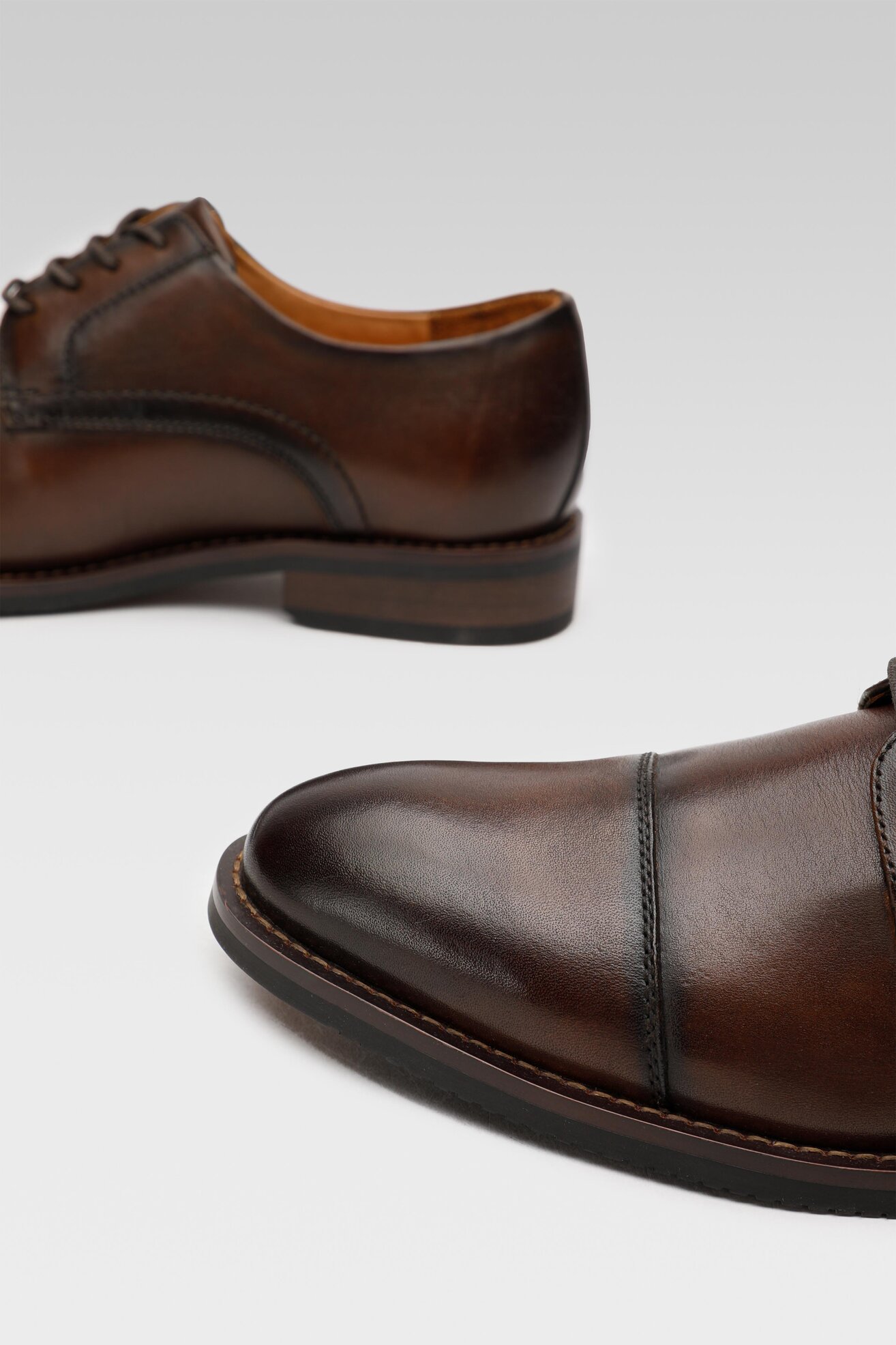 Cipele Gino Rossi 121AM1515 BRAON - ccc.eu/rs