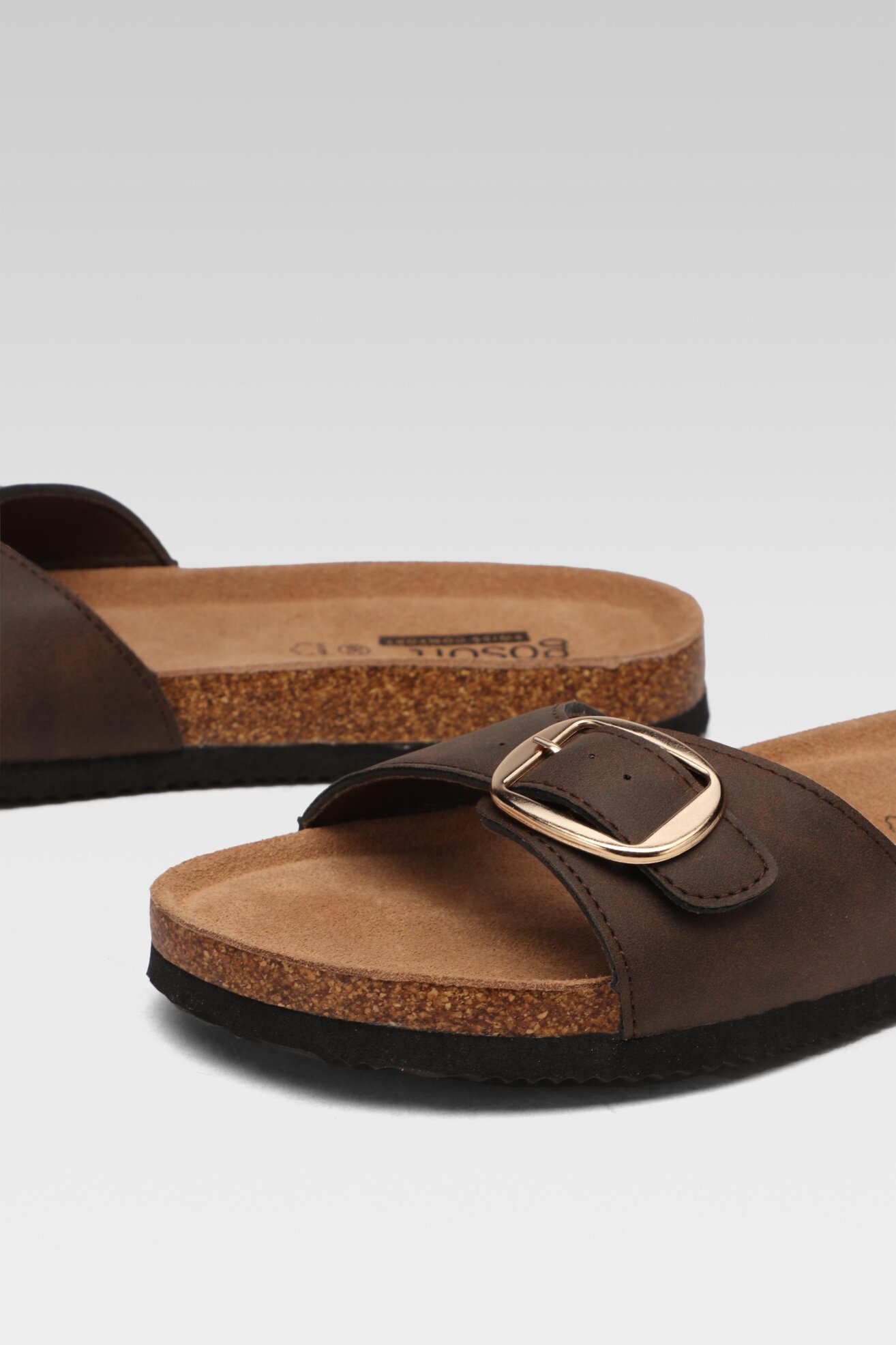 Klapki Go Soft AGK20702 Brązowy - CCC.eu