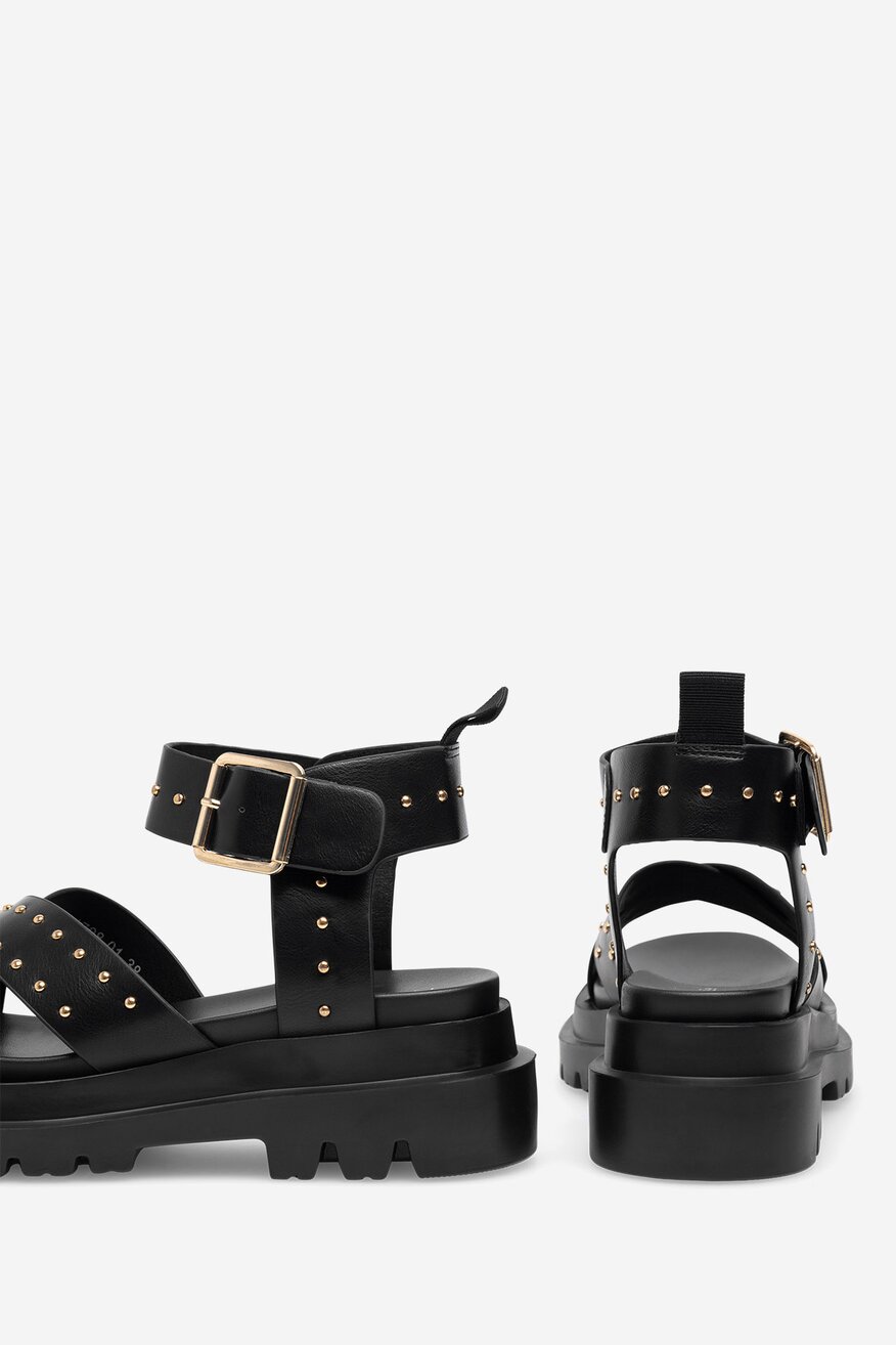 Сандали DeeZee HY1708-01 ЧЕРЕН - ccc.eu/bg