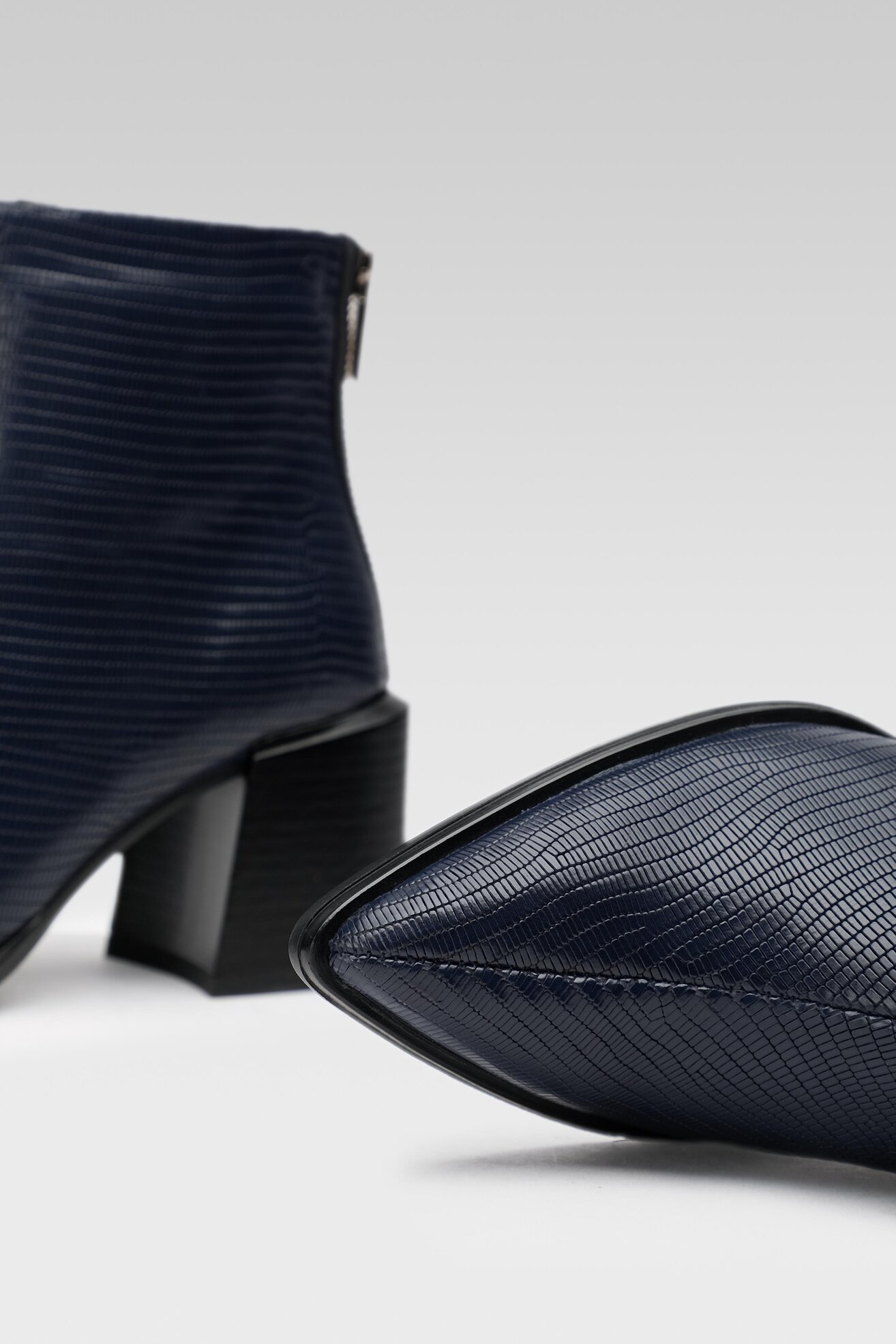 Botki Lasocki V501 Granatowy - CCC.eu