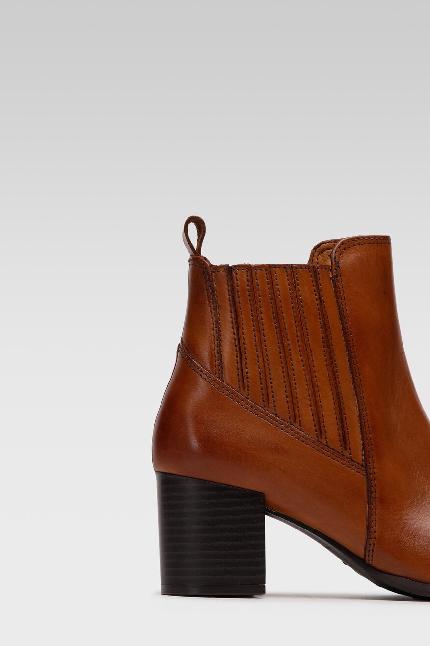 Botki Lasocki WB-CELESTE-AW22-13 Camel - CCC.eu