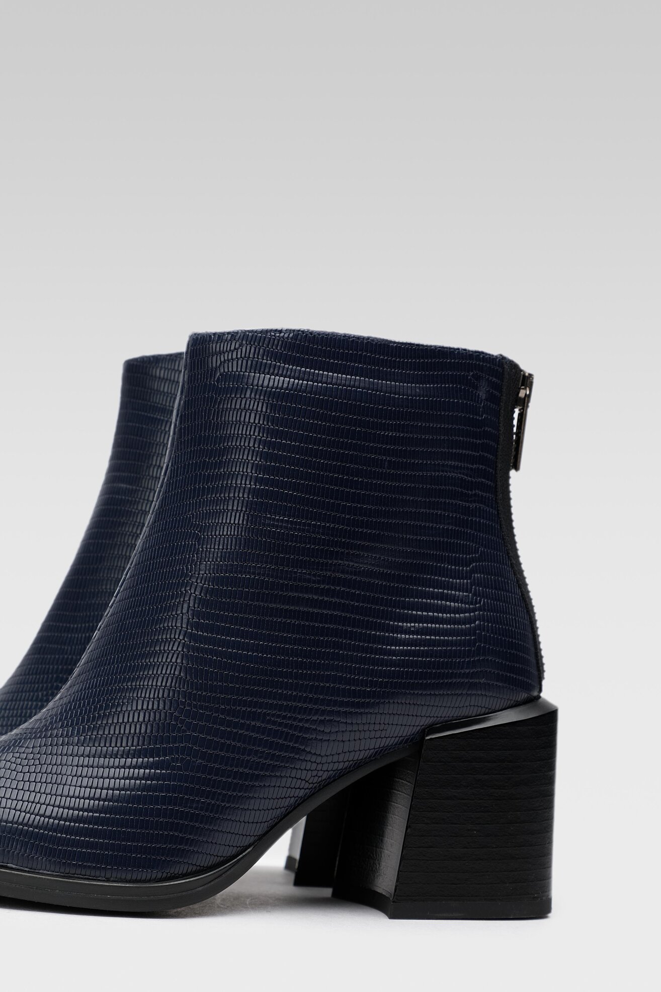 Botki Lasocki V501 Granatowy - CCC.eu