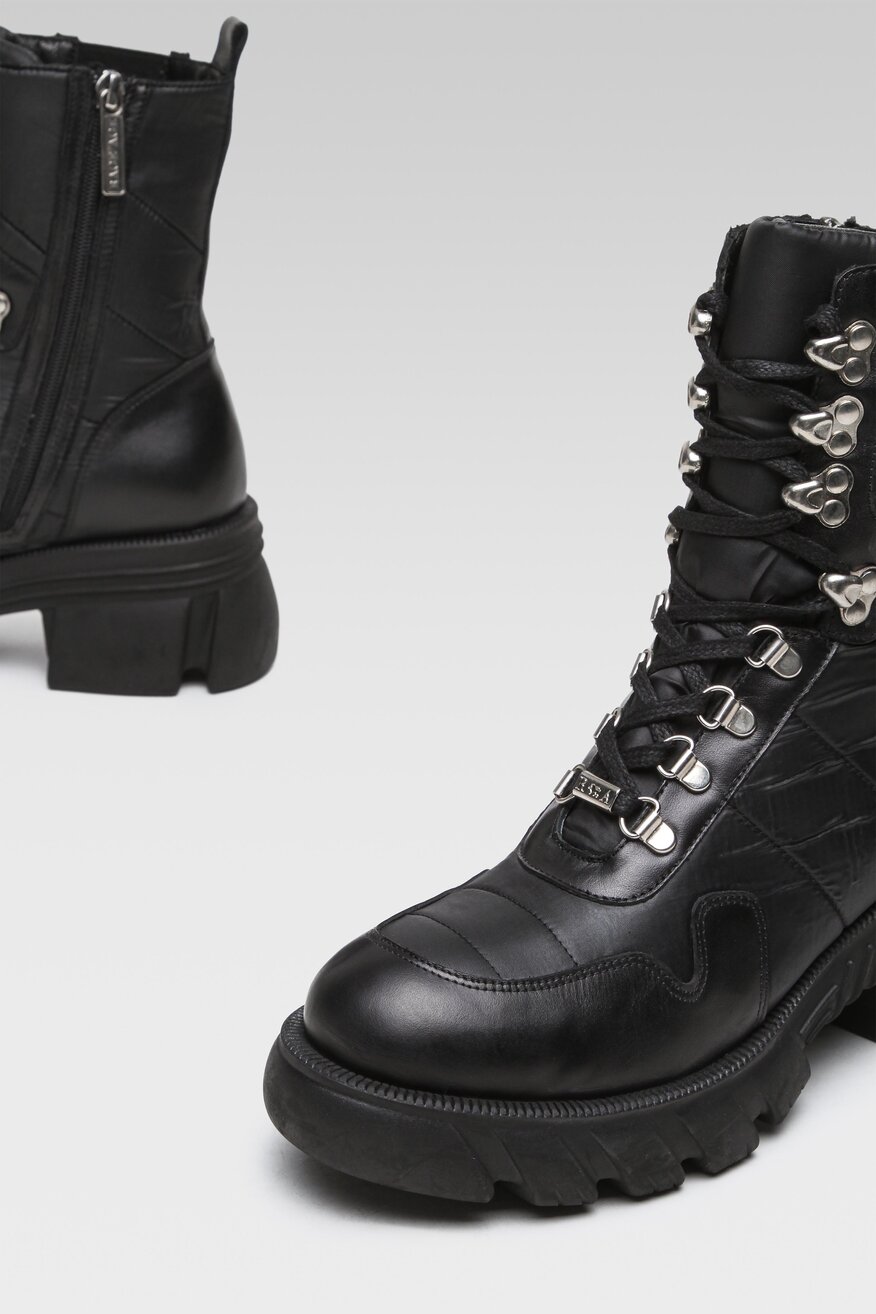 Botki RAGE AGE RAGE AGE-RA-91-06-000482 601 Czarny - CCC.eu