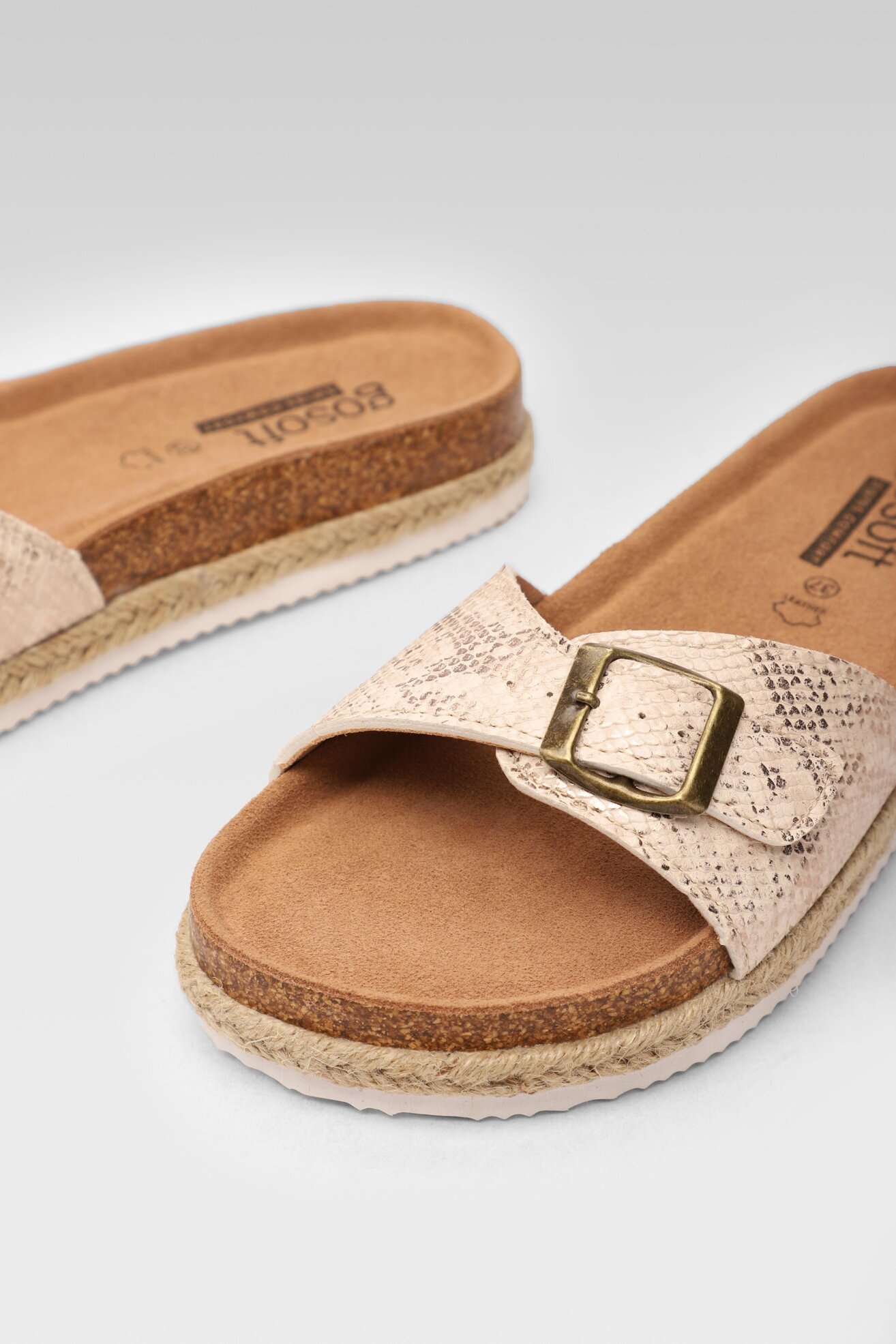 Klapki Go Soft AGK20703 Beżowy - CCC.eu