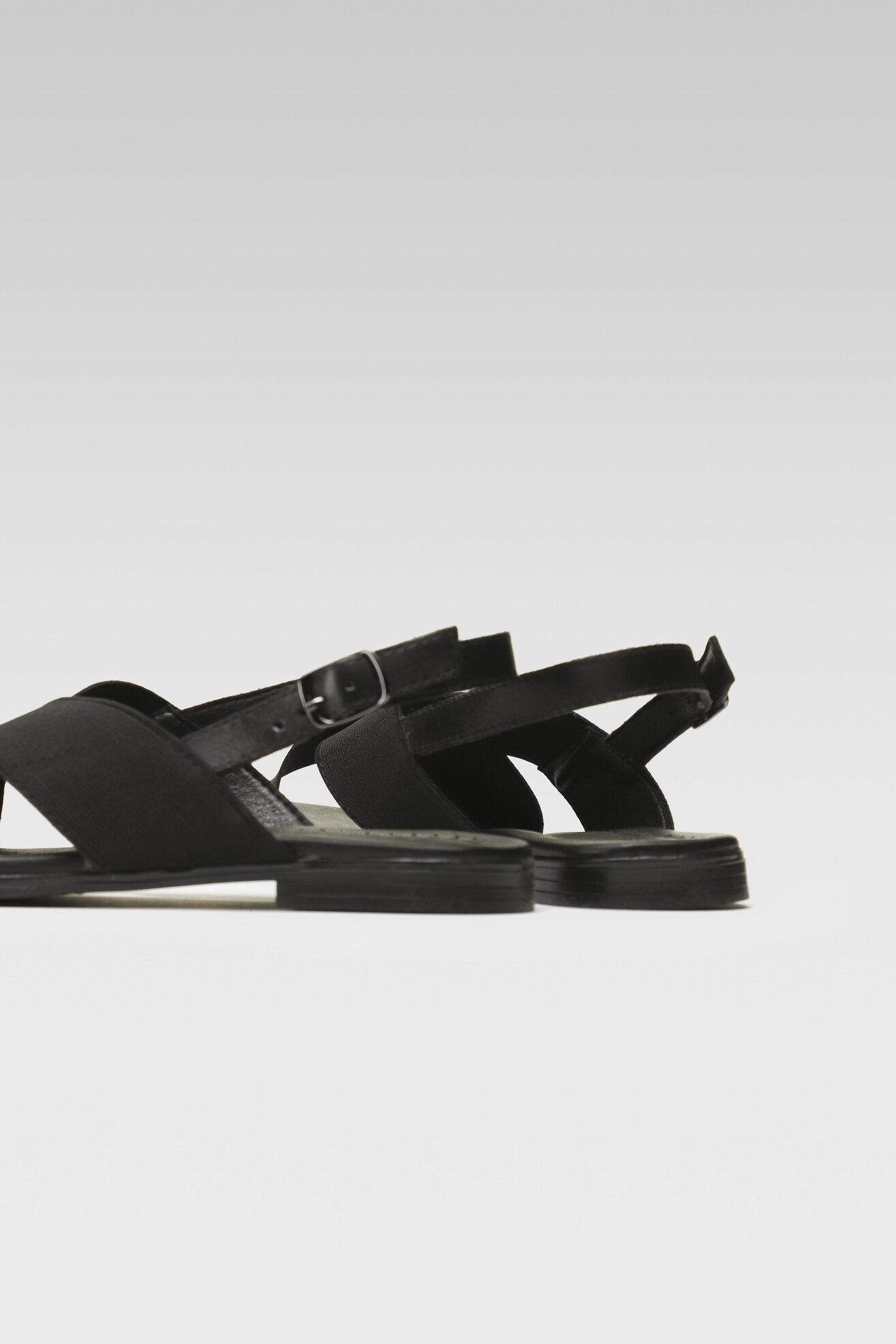 Sandały Sarah Karen RST-ARIANA-07 Czarny - CCC.eu