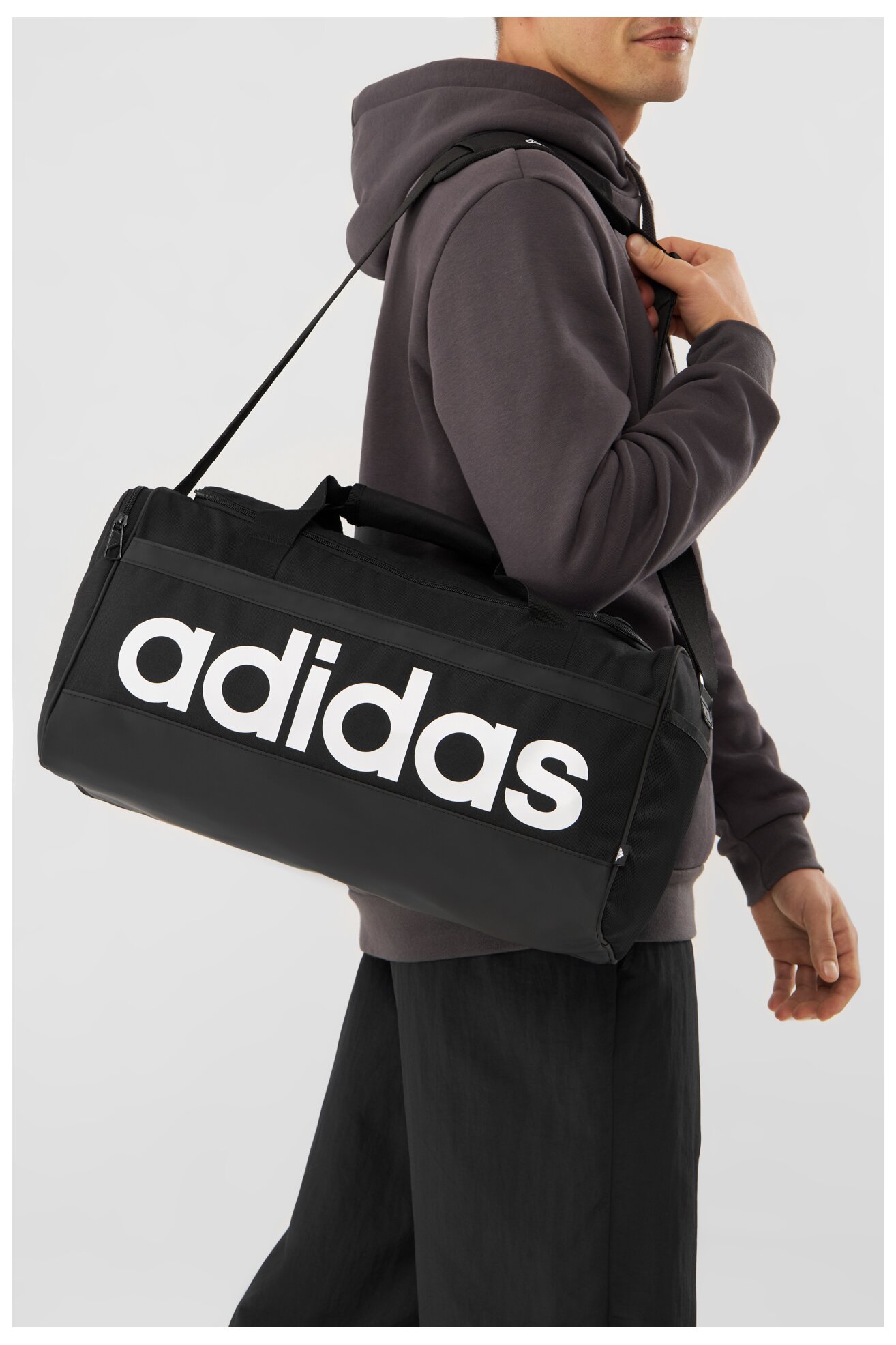 Дорожня Сумка adidas LINEAR DUFFEL S HT4742 ЧОРНИЙ - ccc.eu/ua