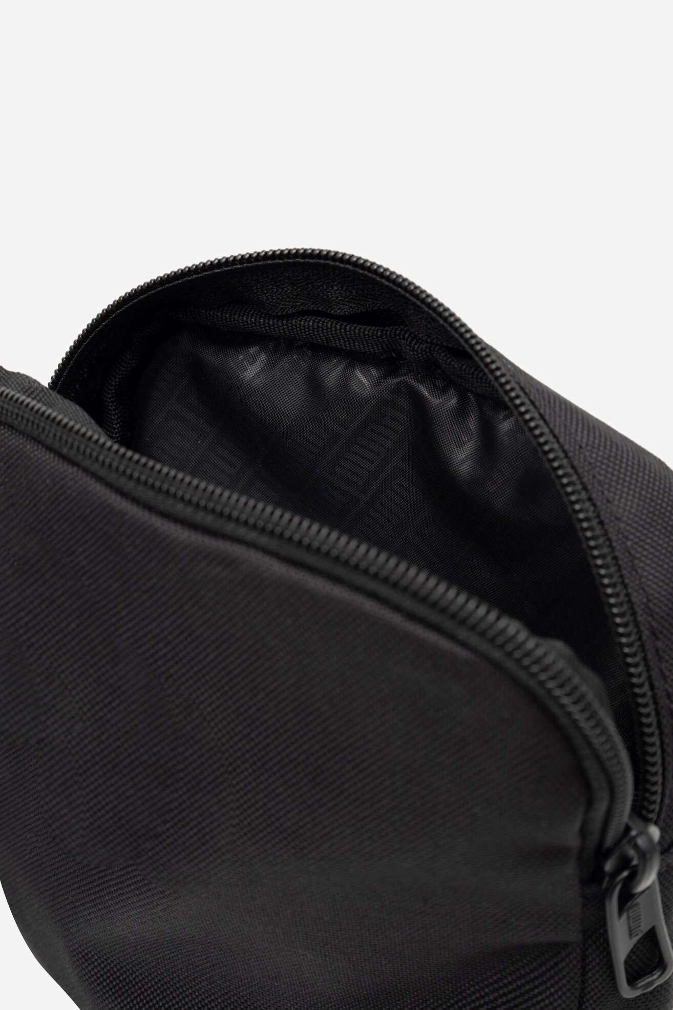 Torebka młodzieżowa Puma PHASE PORTABLE 7951901 Czarny - CCC.eu