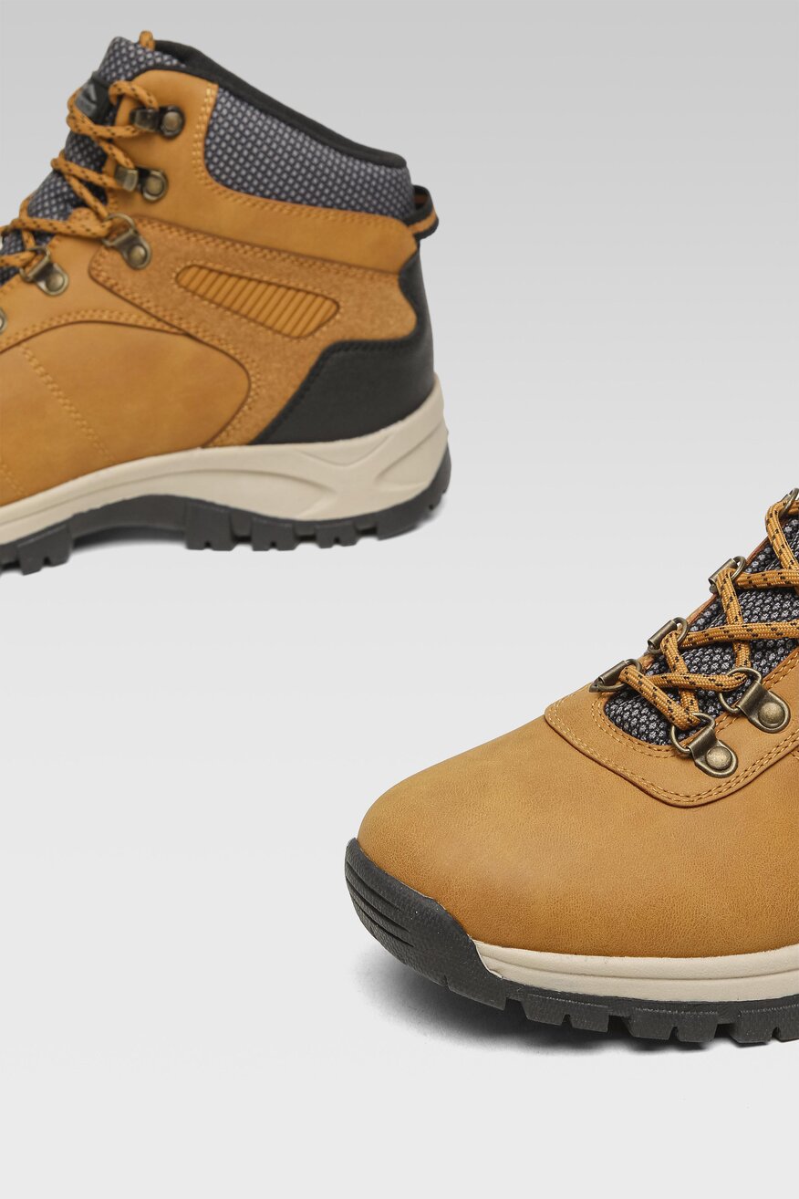 Trzewiki SPRANDI EARTH GEAR MP07-11734-01 Camel - CCC.eu