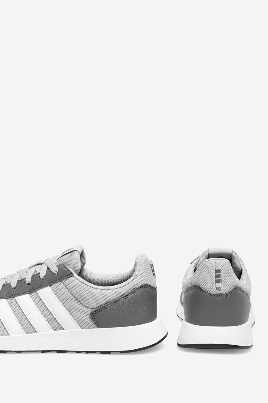 Obuwie sportowe adidas RUN50S IG6553 Szary - CCC.eu