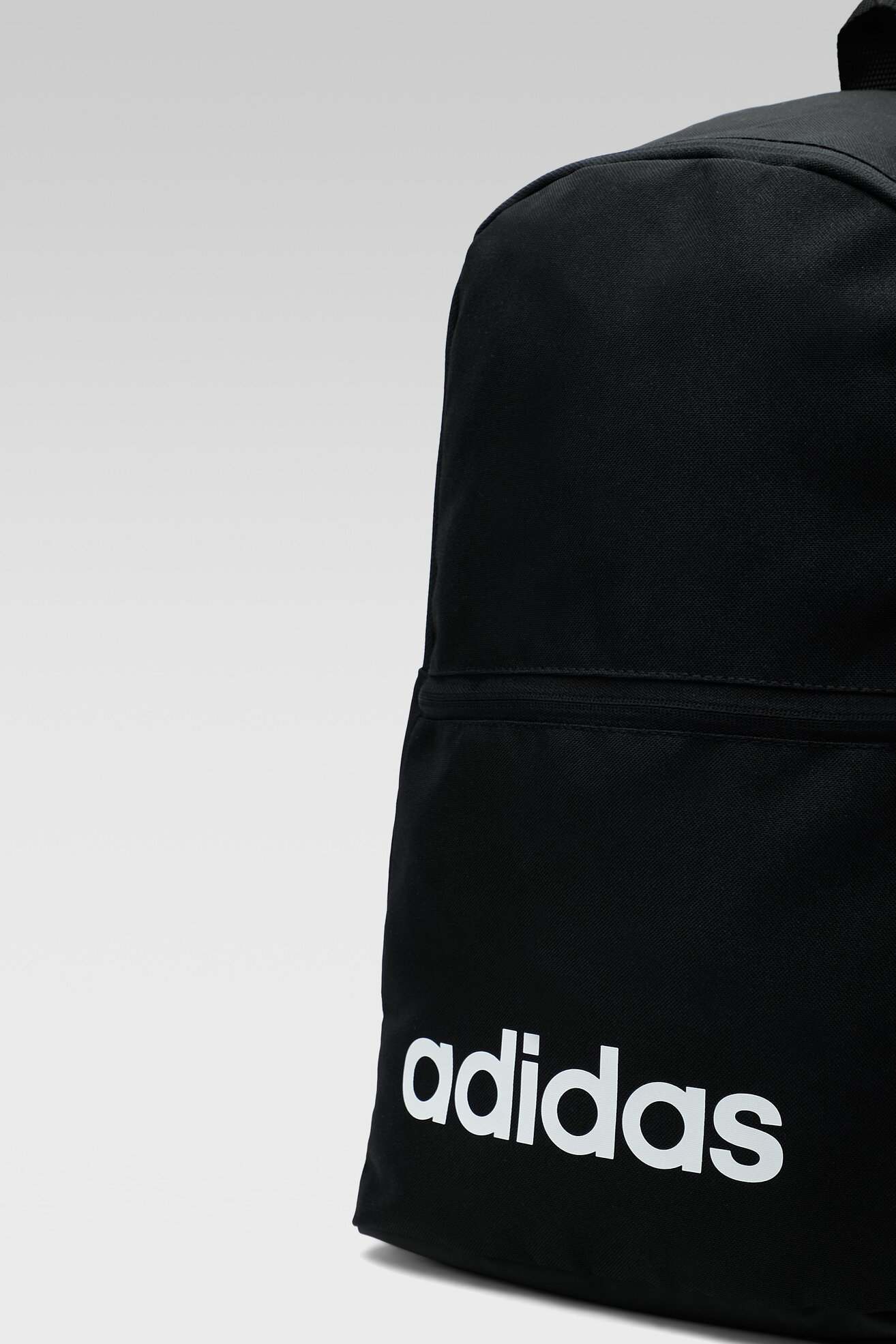 Batoh adidas LINEAR CLASSIC BP DAILY GE5566 ČERNÁ - ccc.eu/cz