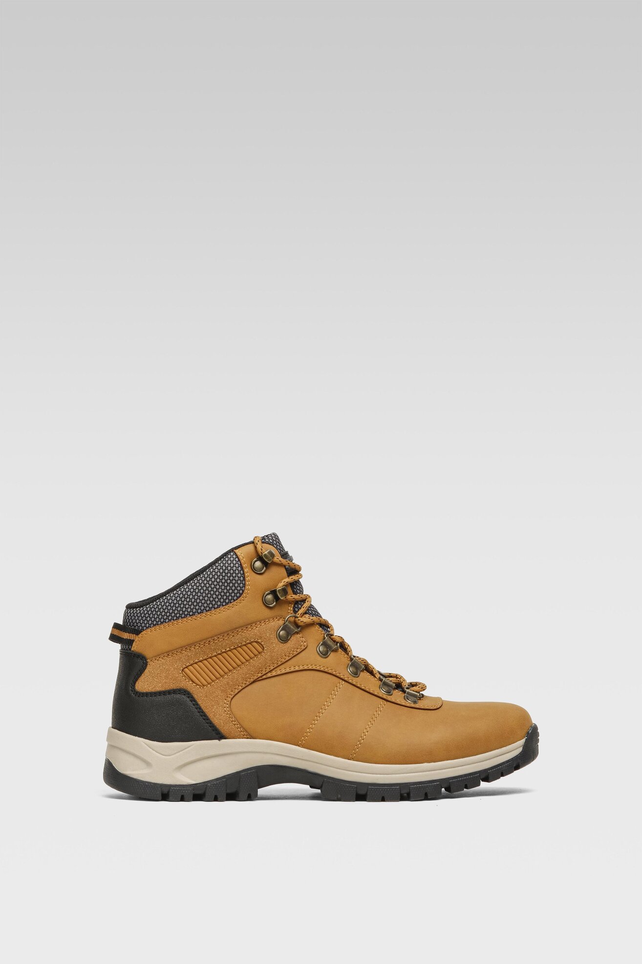 Trzewiki SPRANDI EARTH GEAR MP07-11734-01 Camel - CCC.eu