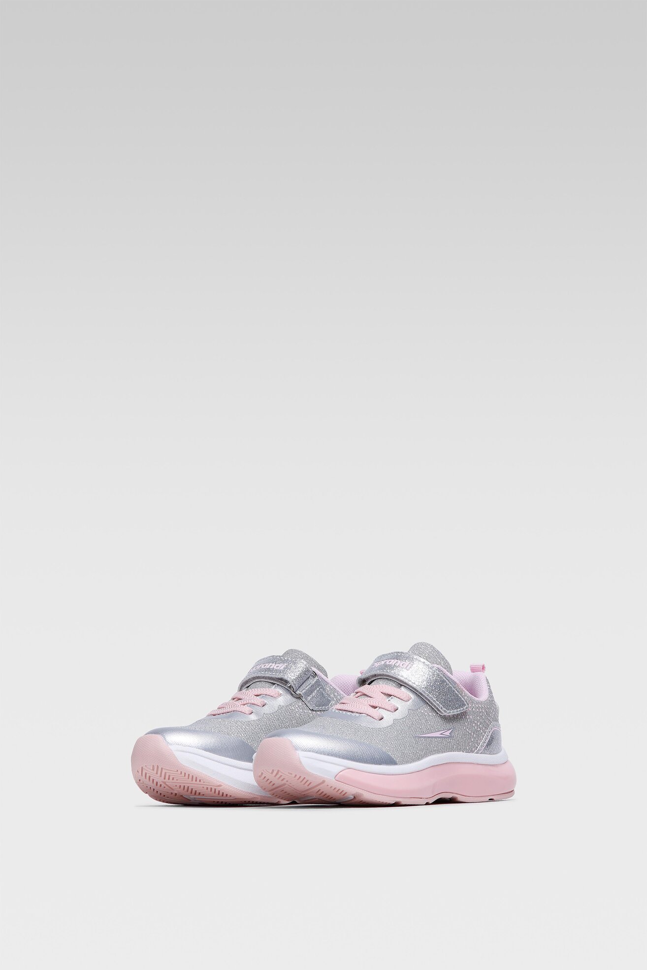 Sportovní obuv Sprandi CP76-22634 STŘÍBRNÁ - ccc.eu/cz