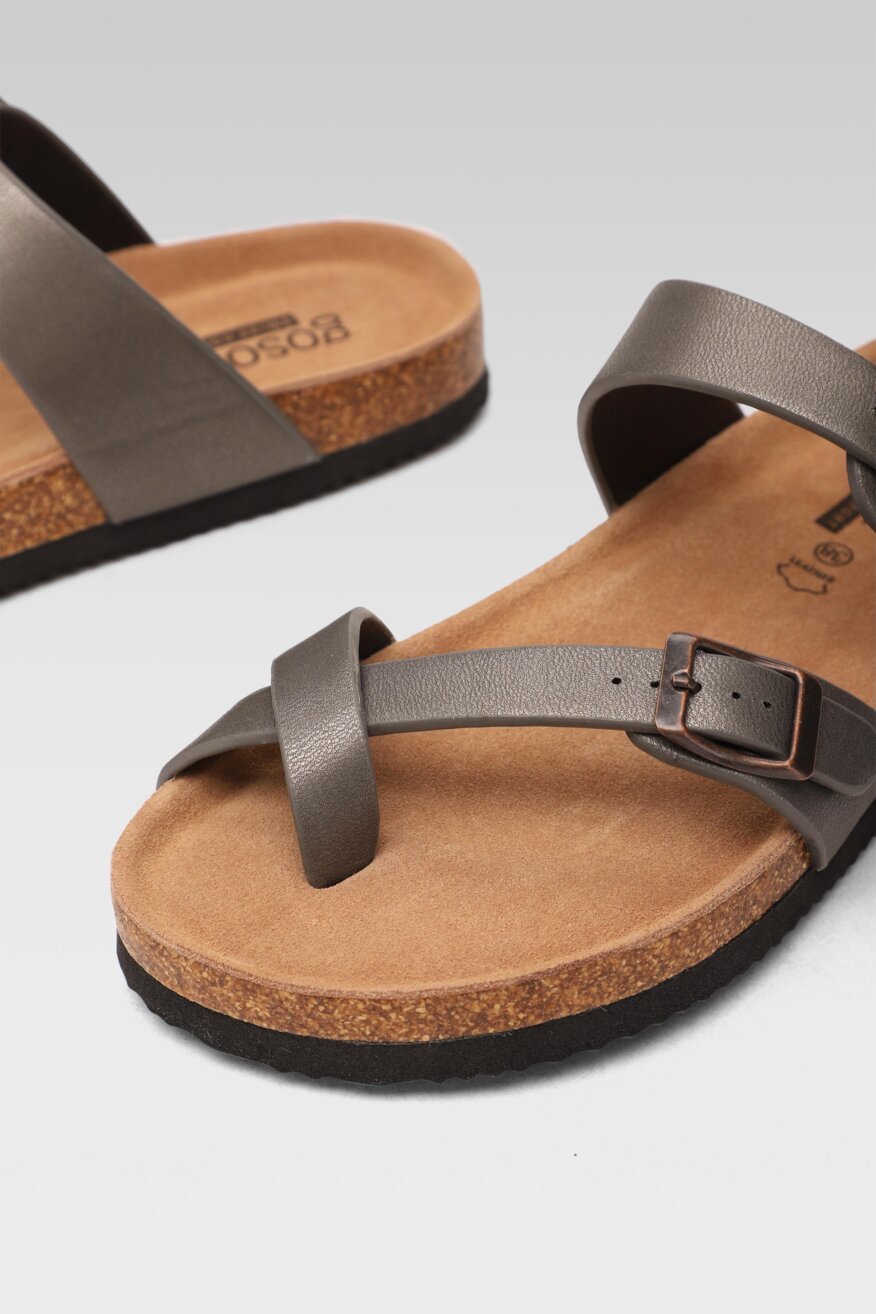 Klapki Go Soft AGK20710 Srebrny - CCC.eu