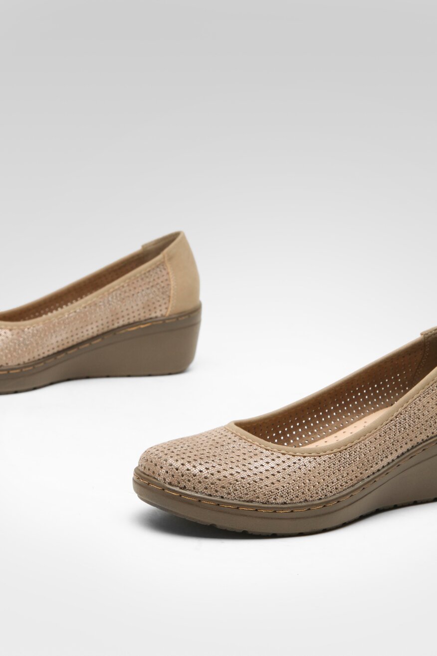 Polobotka Go Soft GAJA WS3392-1 TMAVĚ BÉŽOVÁ - ccc.eu/cz