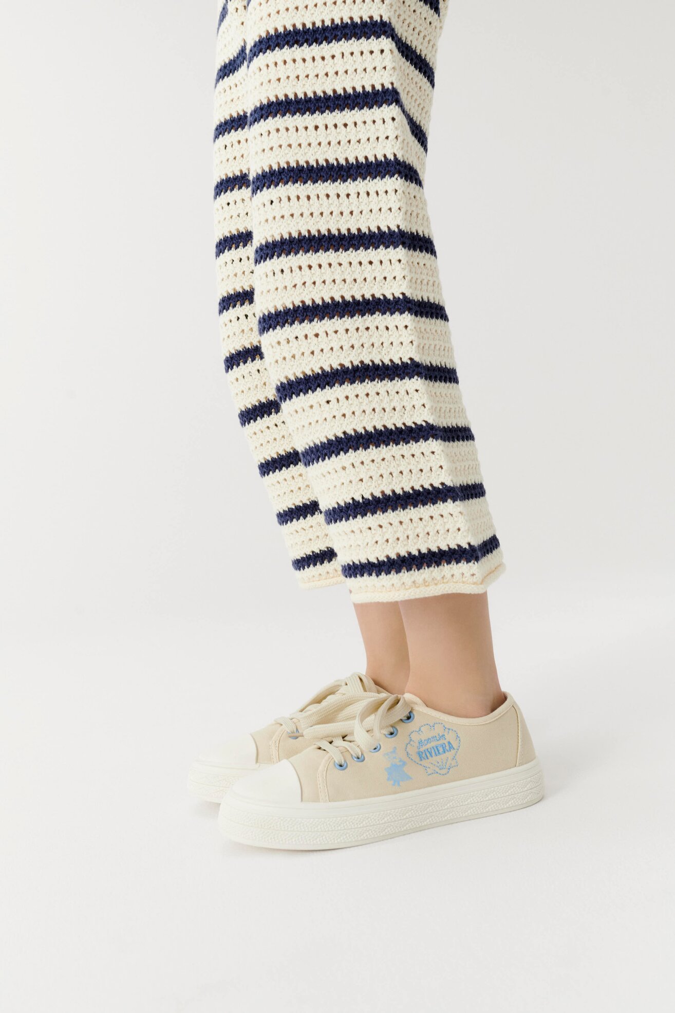 Trampki MOOMIN CA-SS24-166MMN Beżowy - CCC.eu