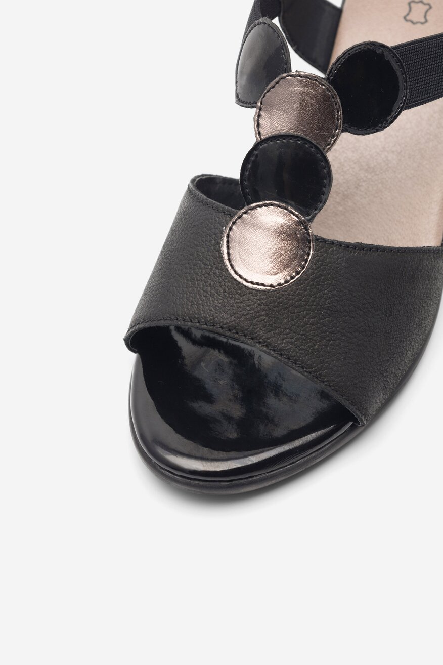 Sandály Sarah Karen WI23-ZULF-01 ČERNÁ - ccc.eu/cz