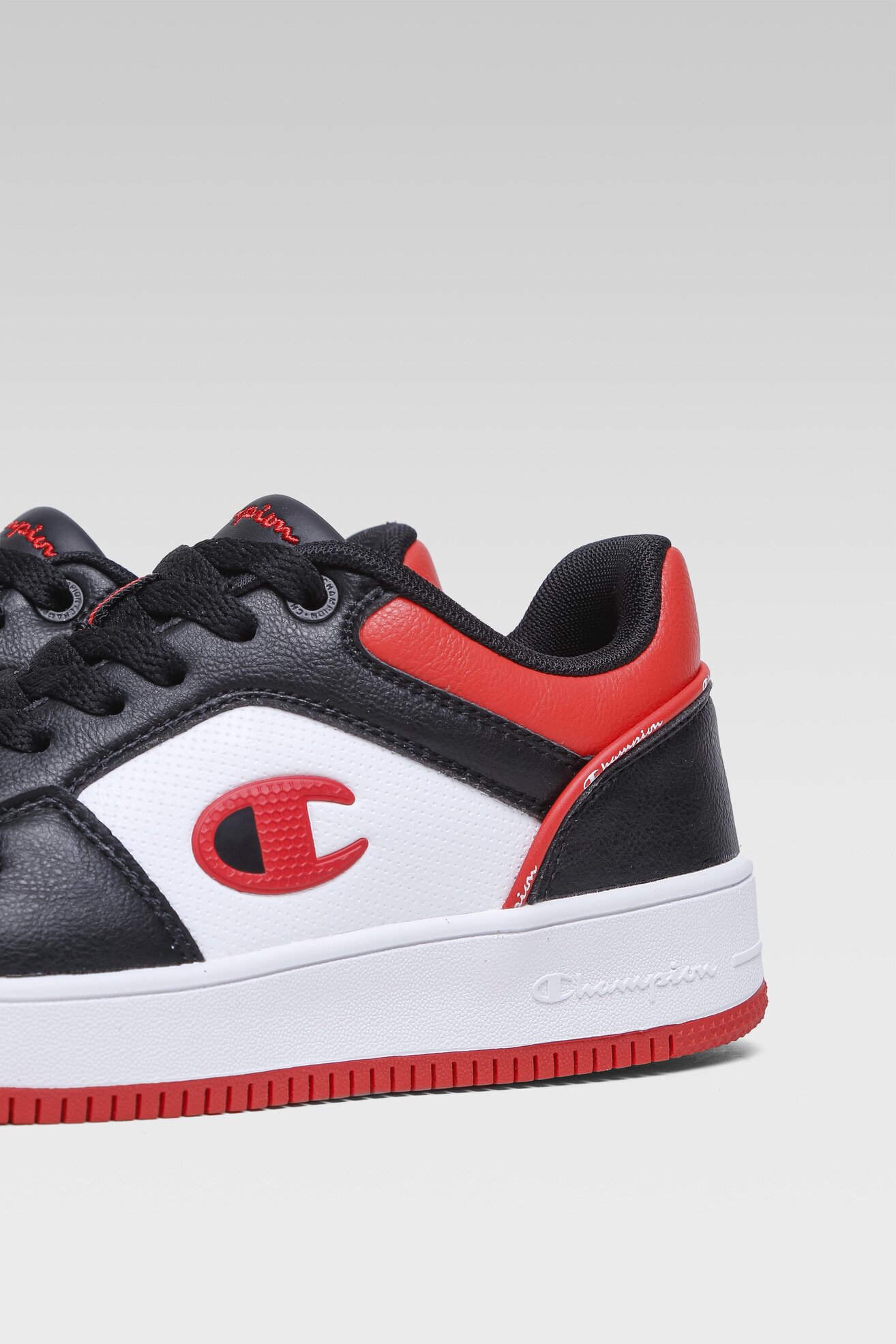 Obuwie sportowe Champion REBOUND 2.0 LOW B GS S32415-KK003 Czarny - CCC.eu