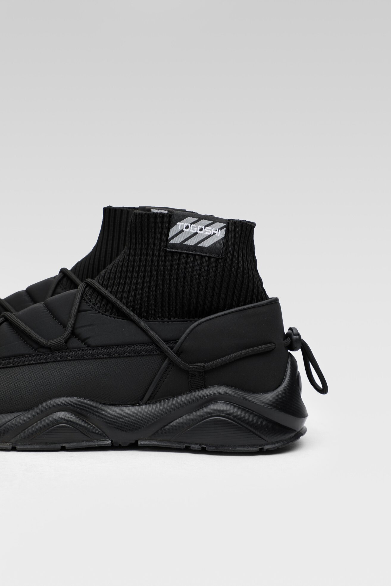 Спортни обувки Togoshi MPRS-2021M07282 ЧЕРЕН - ccc.eu/bg