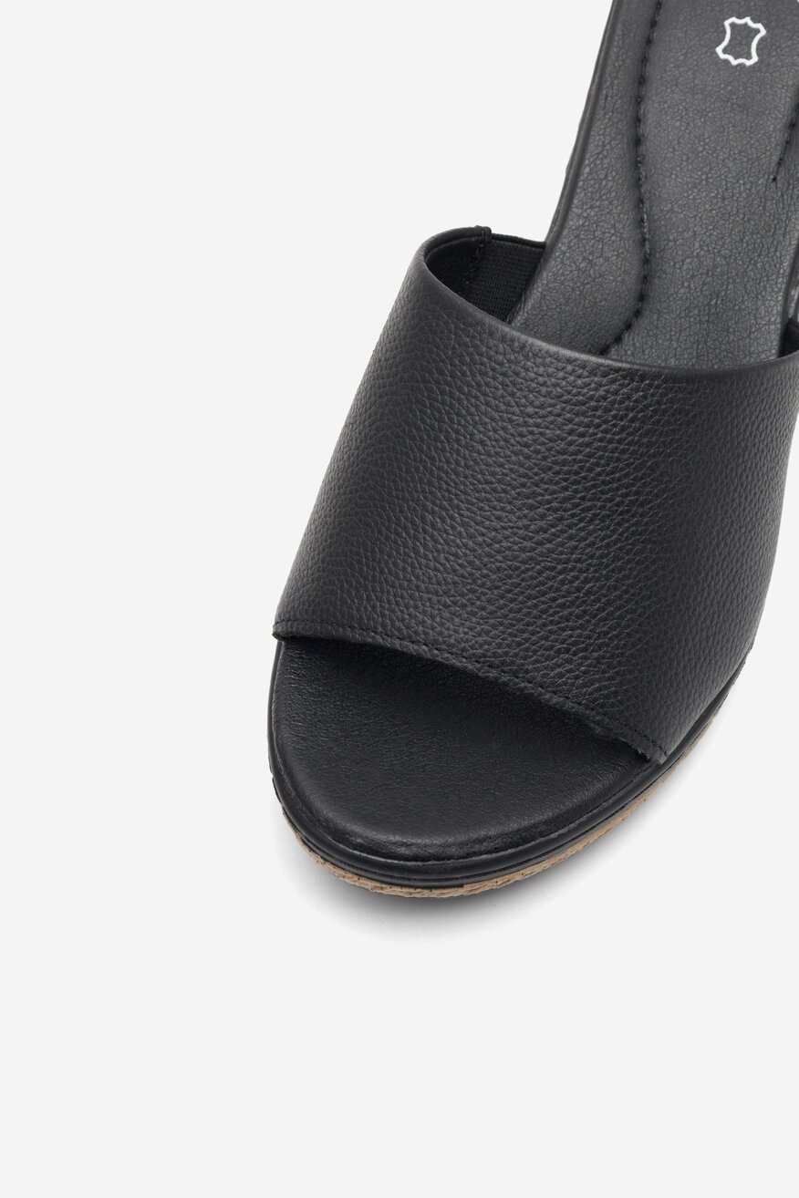 Джапанки Sarah Karen EST-L86-01 Черен - ccc.eu/bg