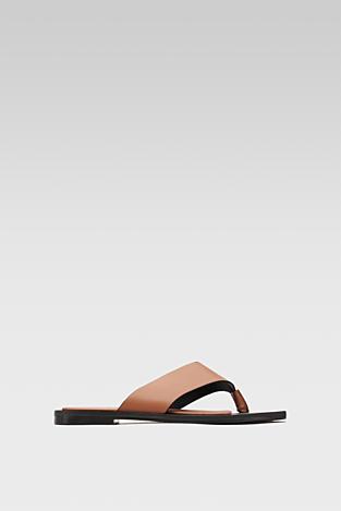 Klapki damskie - Eleganckie i komfortowe - CCC online